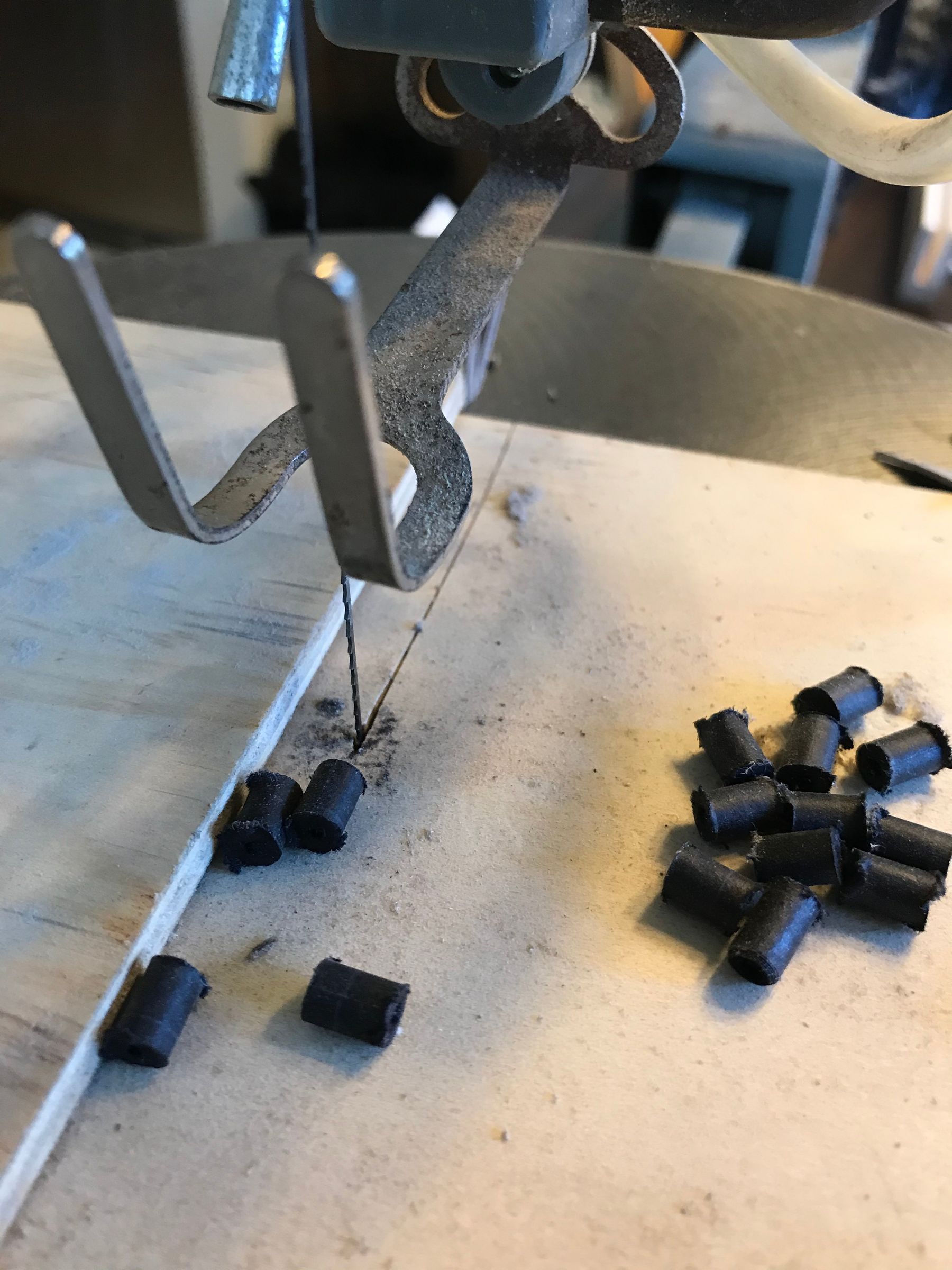 Paper Animatronic Dragonfly : 11 Steps (with Pictures) - Instructables