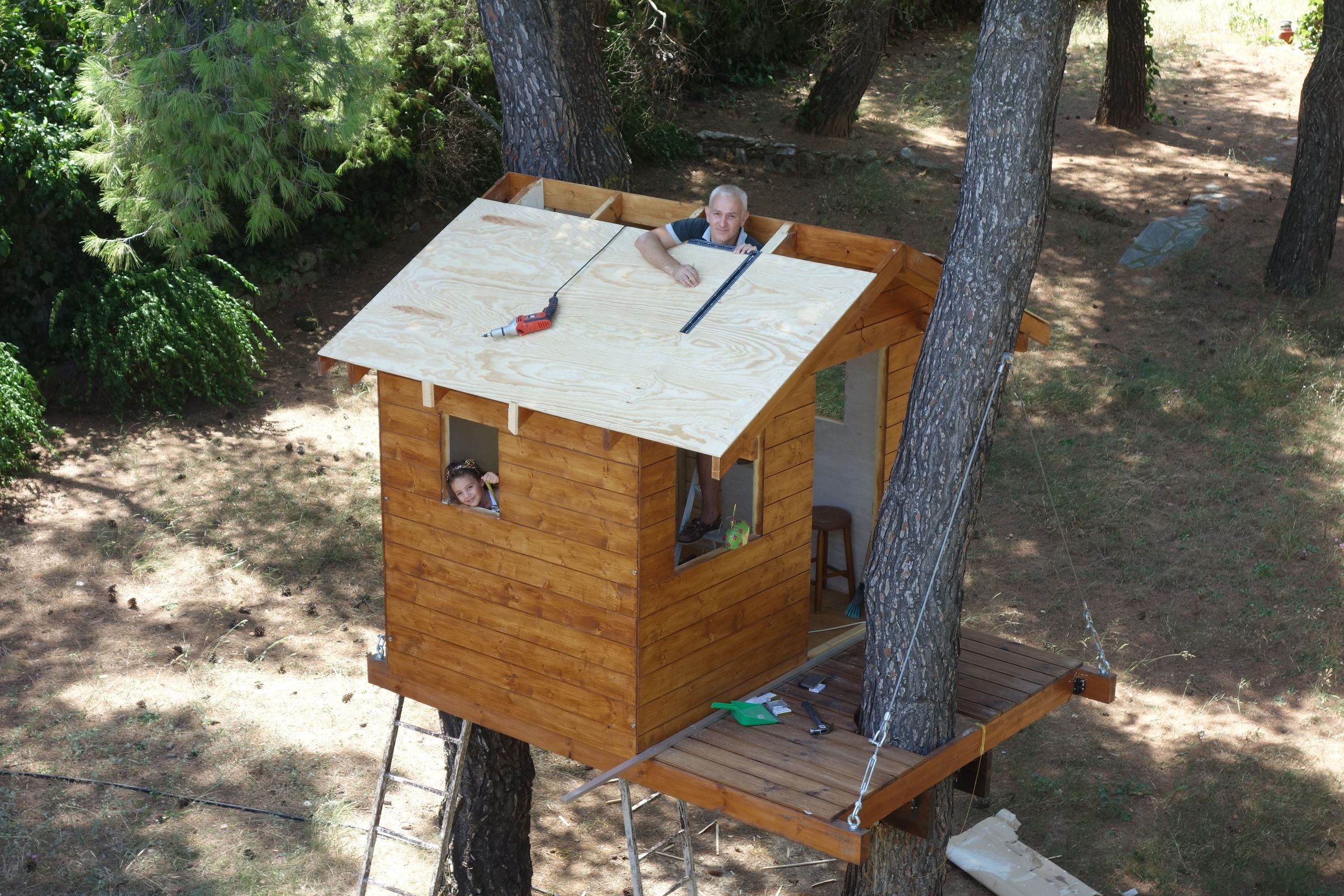 Treehouse on Two Trees : 22 Steps (with Pictures) - Instructables