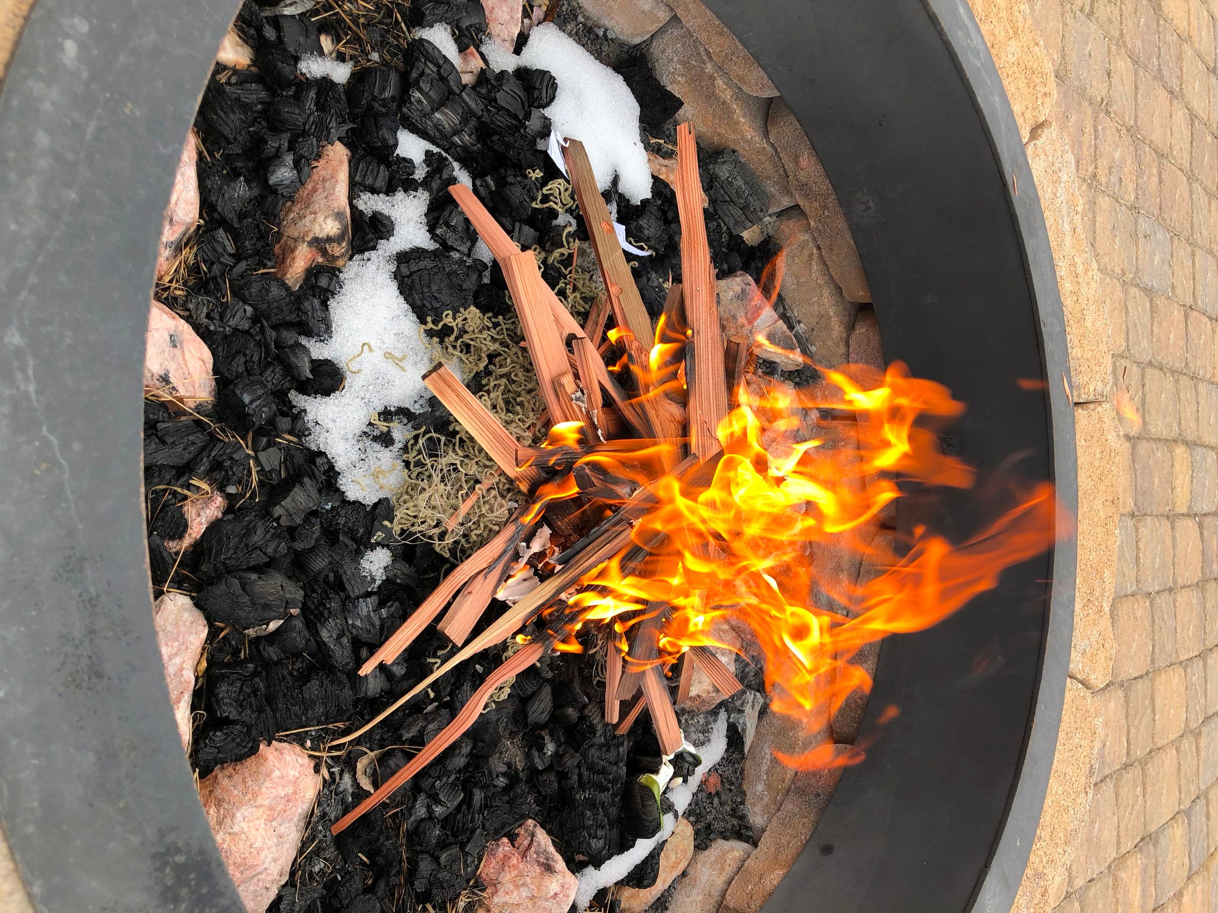 How to Start a Fire Using Flint and Steel : 10 Steps (with Pictures ...