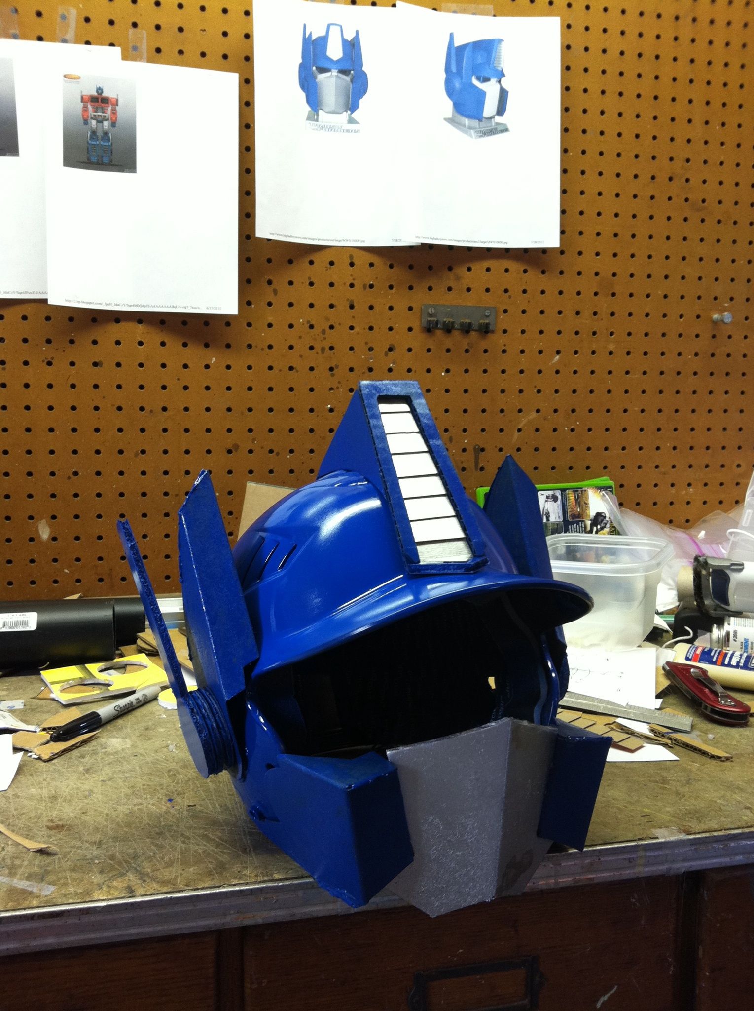Optimus Prime (G1) Costume : 16 Steps (with Pictures) - Instructables