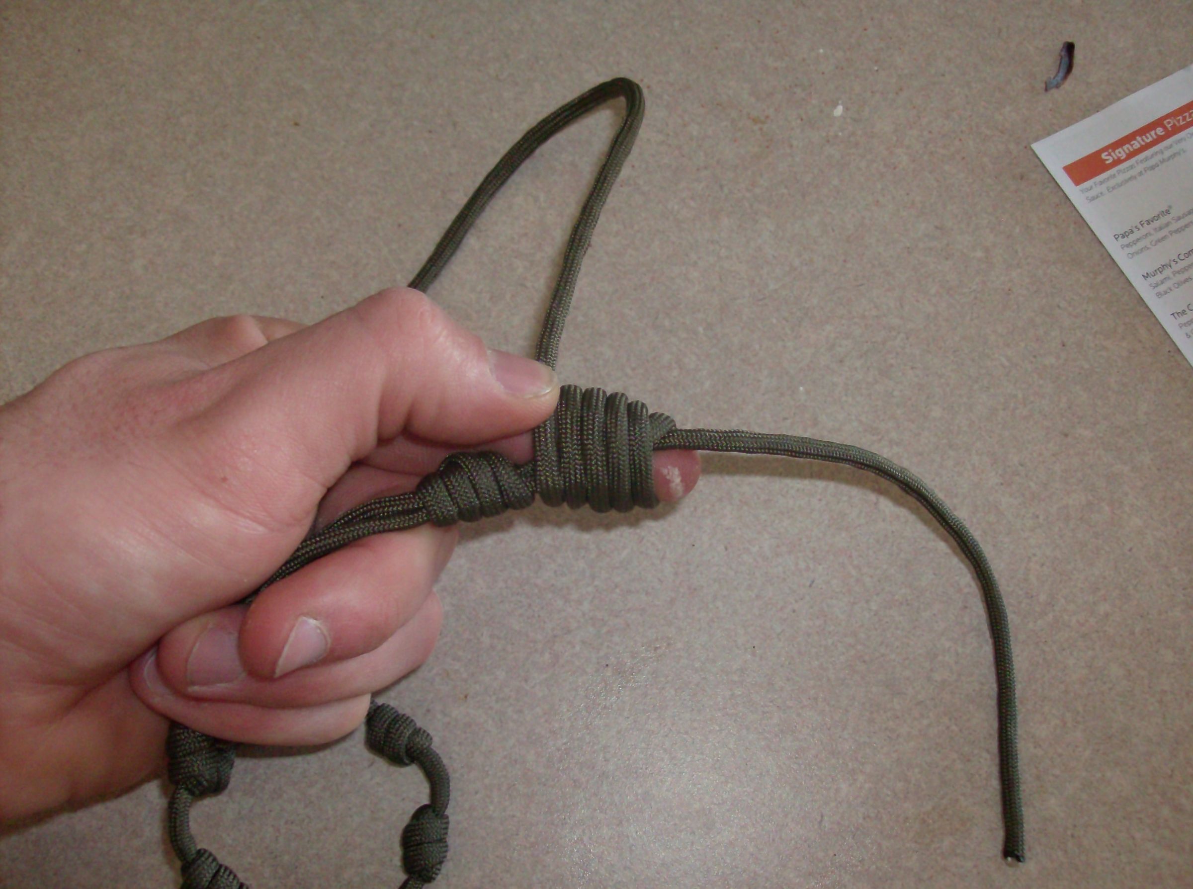 How to Make a Rosary Out of Paracord : 11 Steps - Instructables