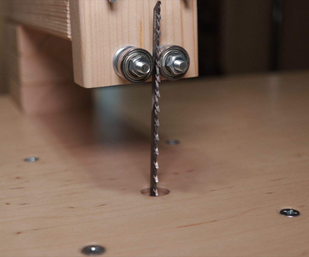 DIY Small/Portable/Convenient Workbench : 27 Steps (with Pictures ...