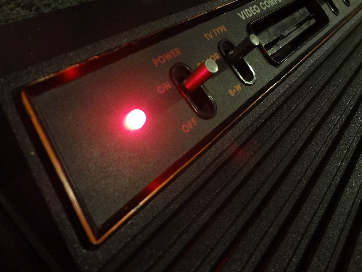 Atari 2600 Power on Led Indicator. : 6 Steps - Instructables