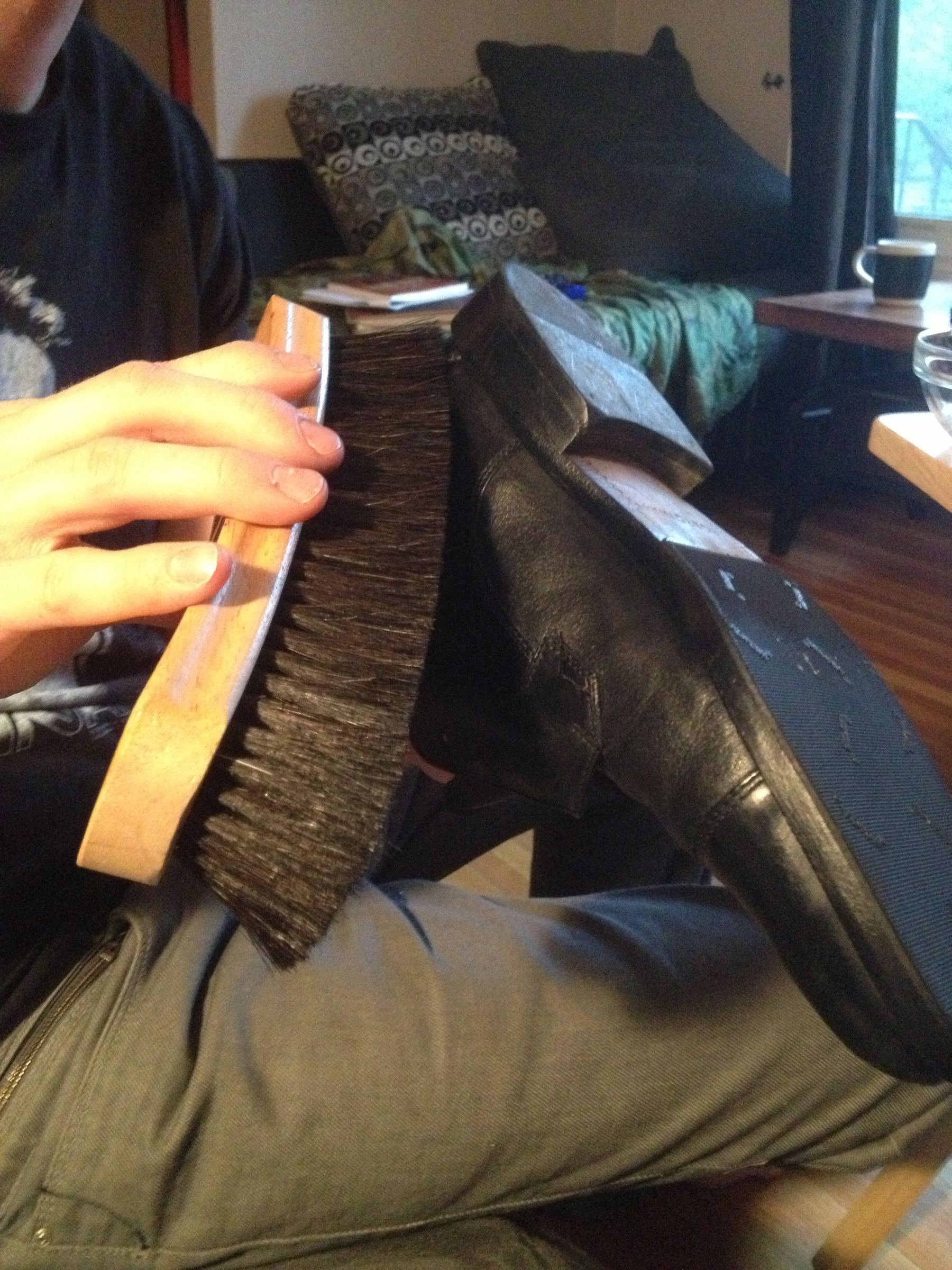 Spit Shine Shoes Like a Gentleman : 5 Steps (with Pictures) - Instructables