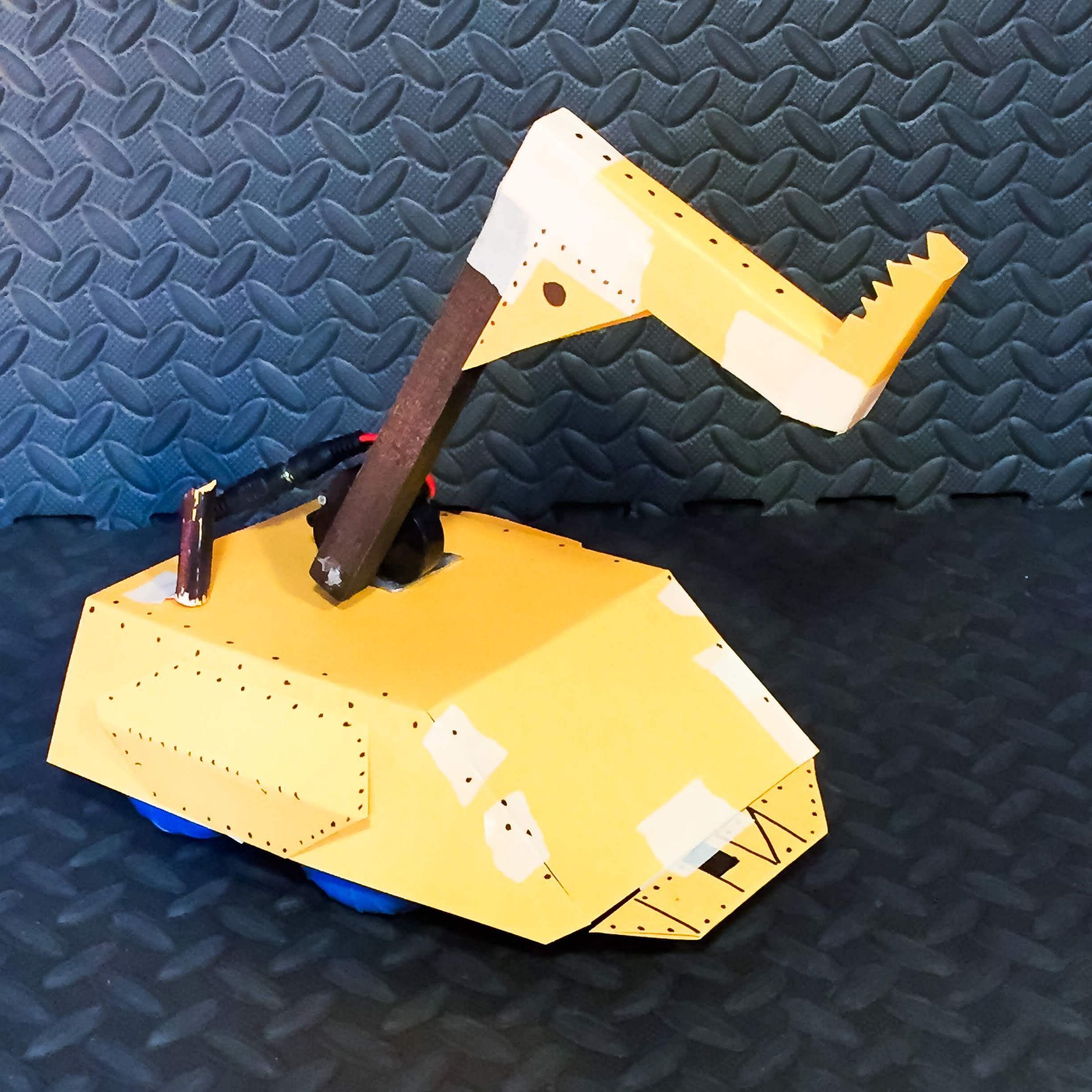 FOLD-N-FIGHT BATTLEBOTS : 7 Steps - Instructables