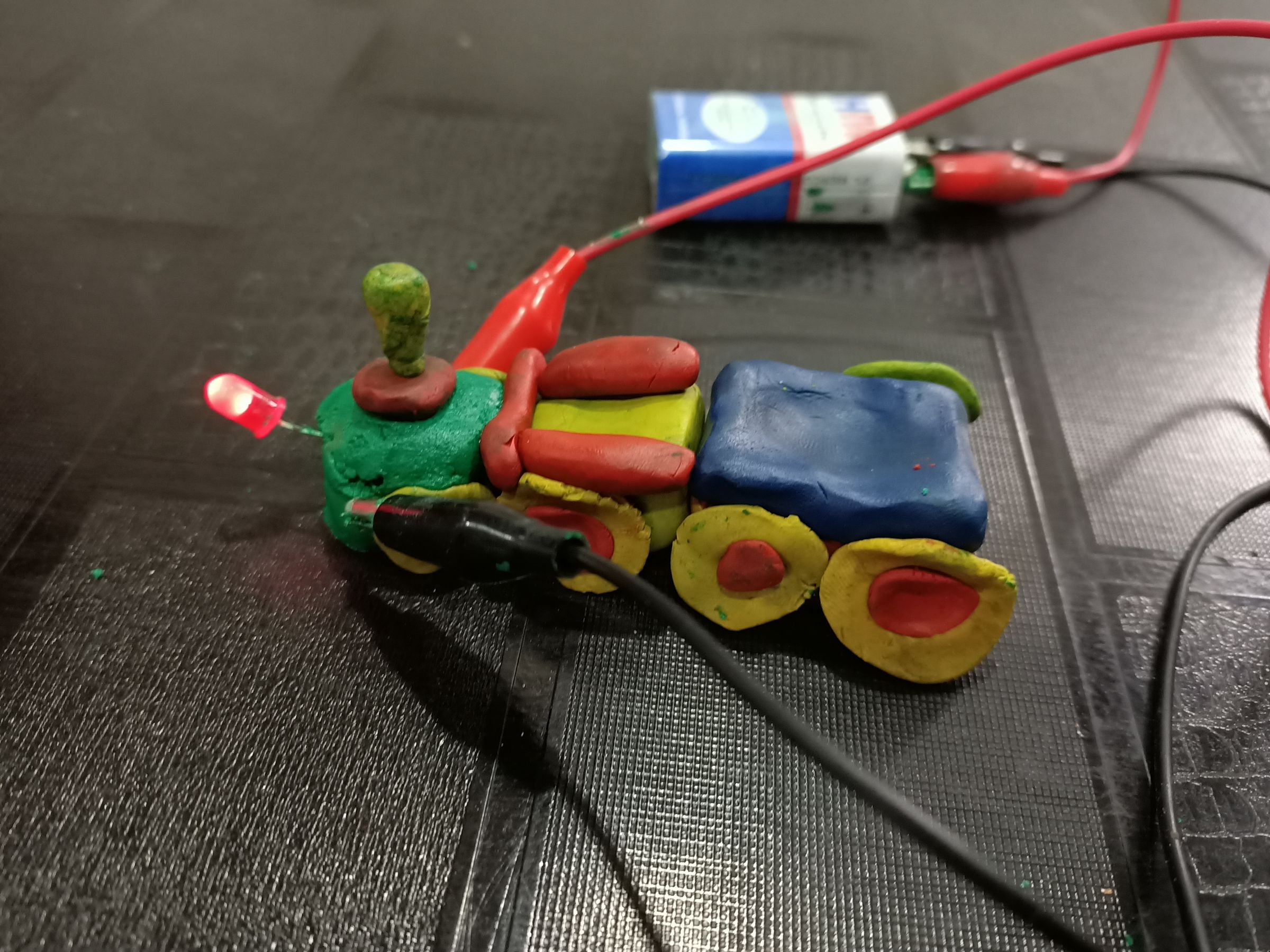 FUN WITH CIRCUITS USING MODELING CLAY : 5 Steps (with Pictures ...