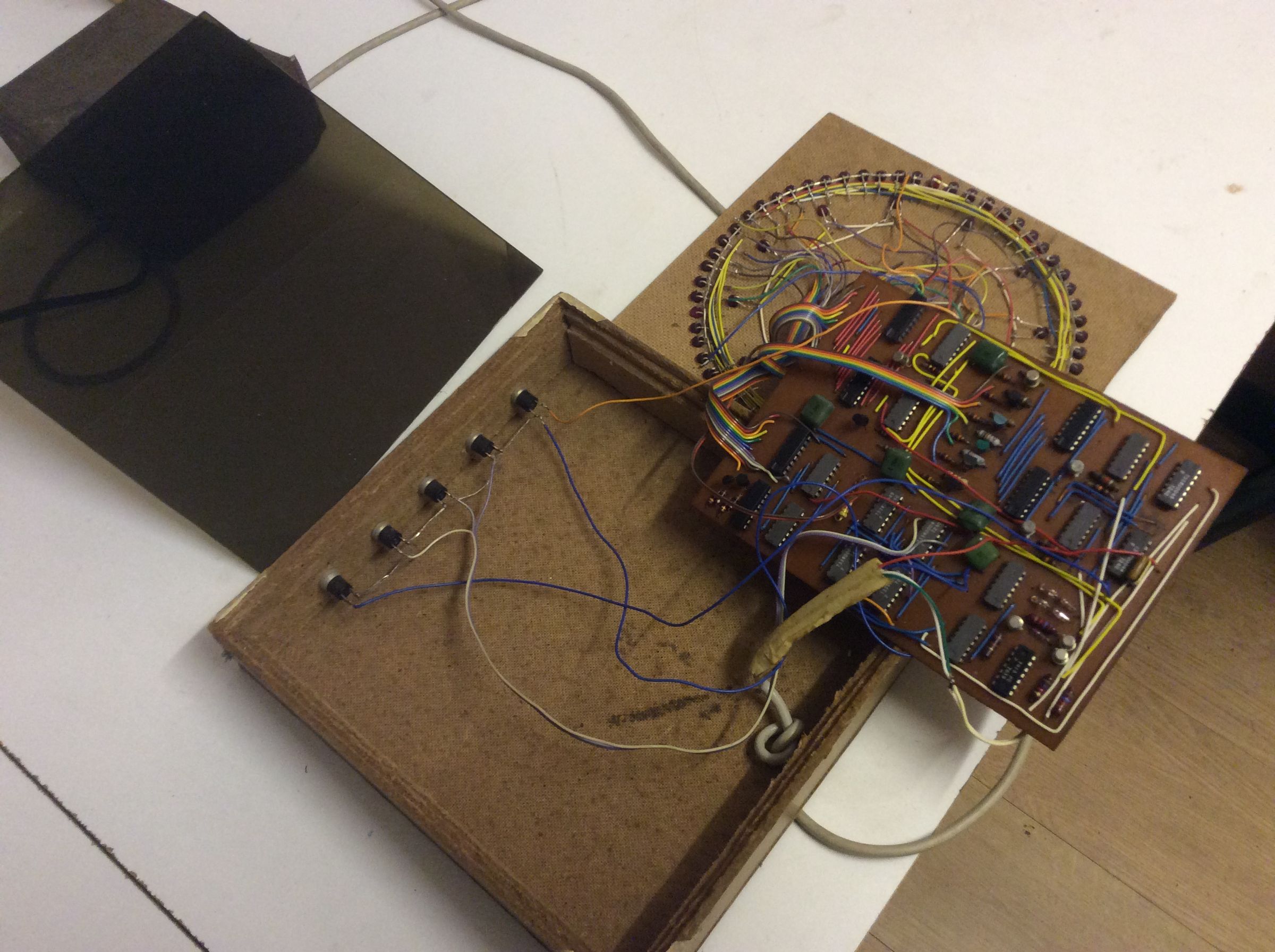 Wooden LED Clock - Analog Style : 11 Steps (with Pictures) - Instructables