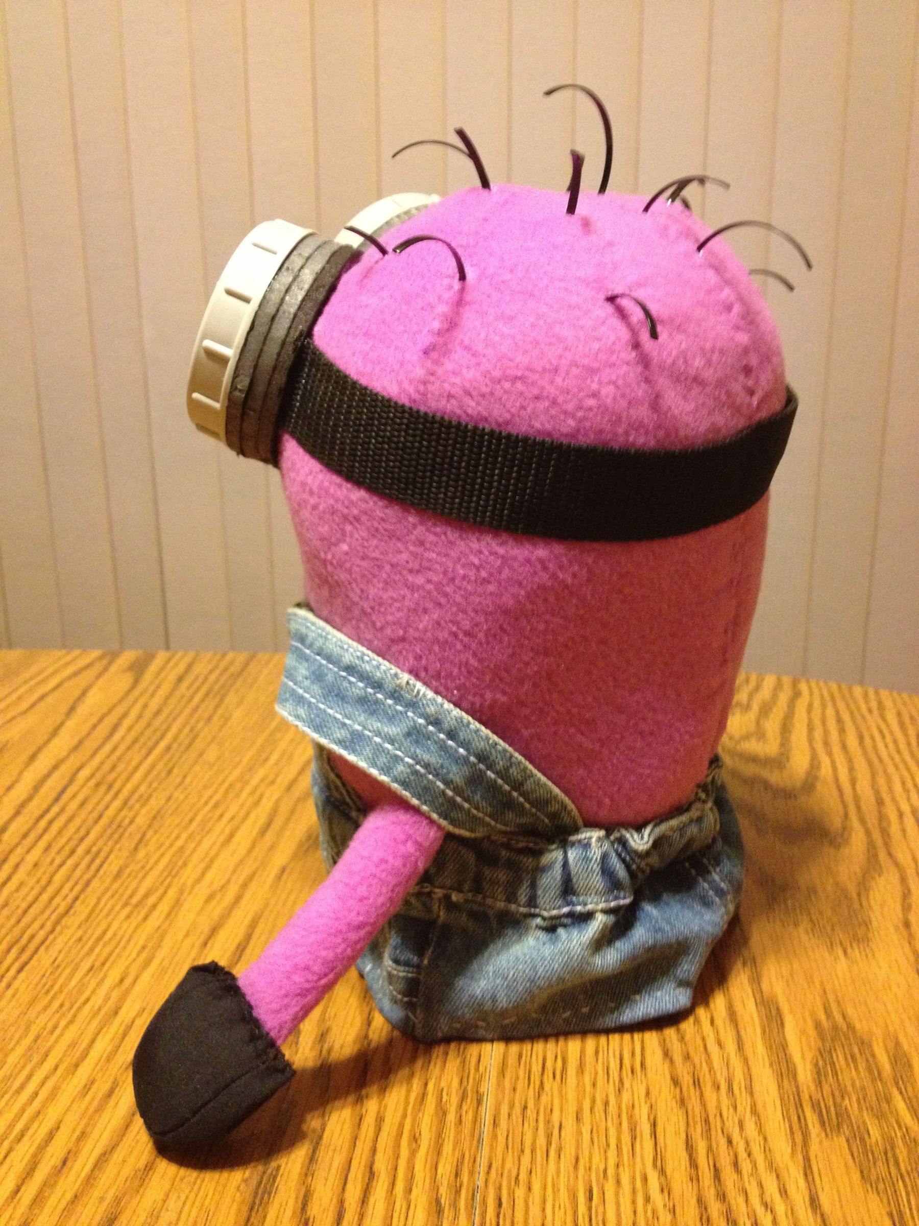 Custom Made Purple Minion Puppet : 14 Steps (with Pictures) - Instructables