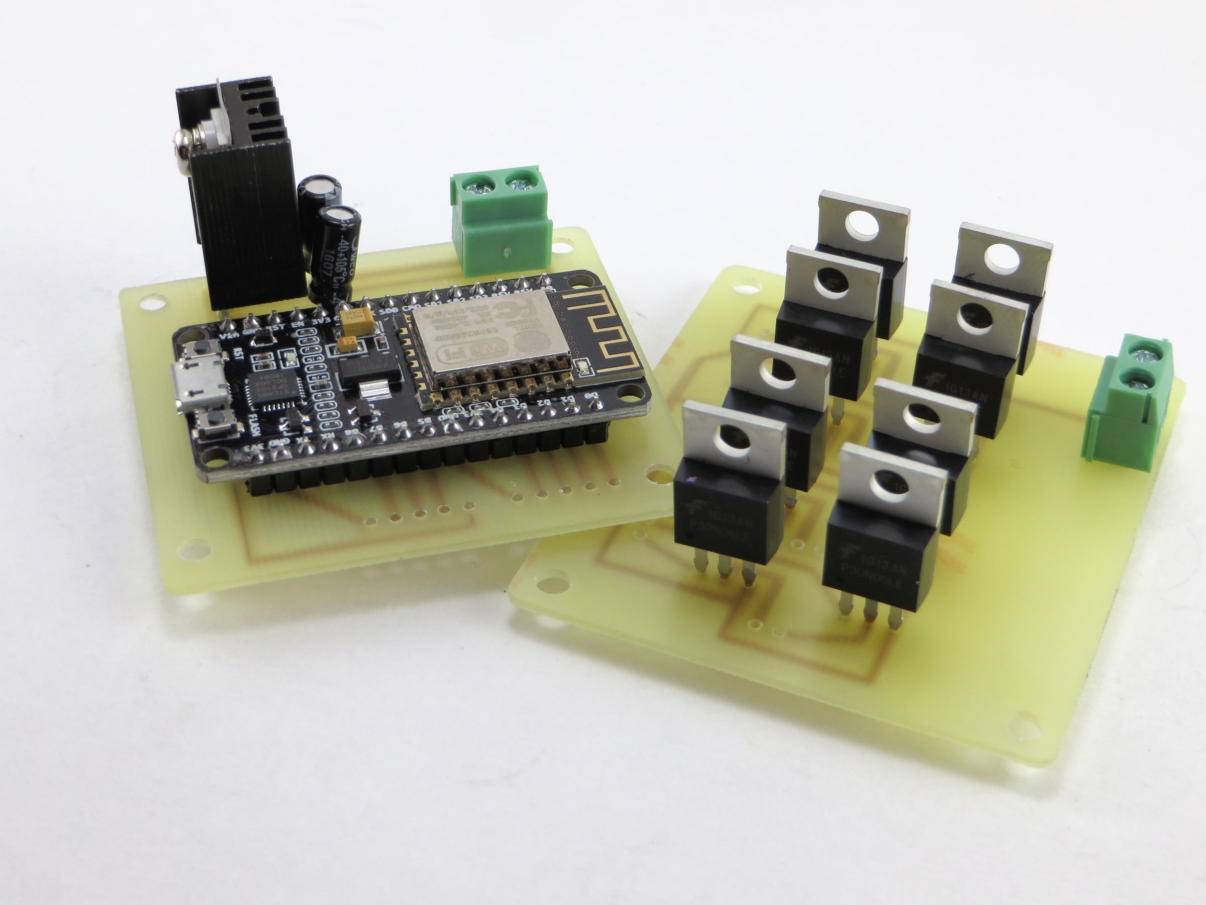 Custom PCBs on a CNC Router : 10 Steps (with Pictures) - Instructables