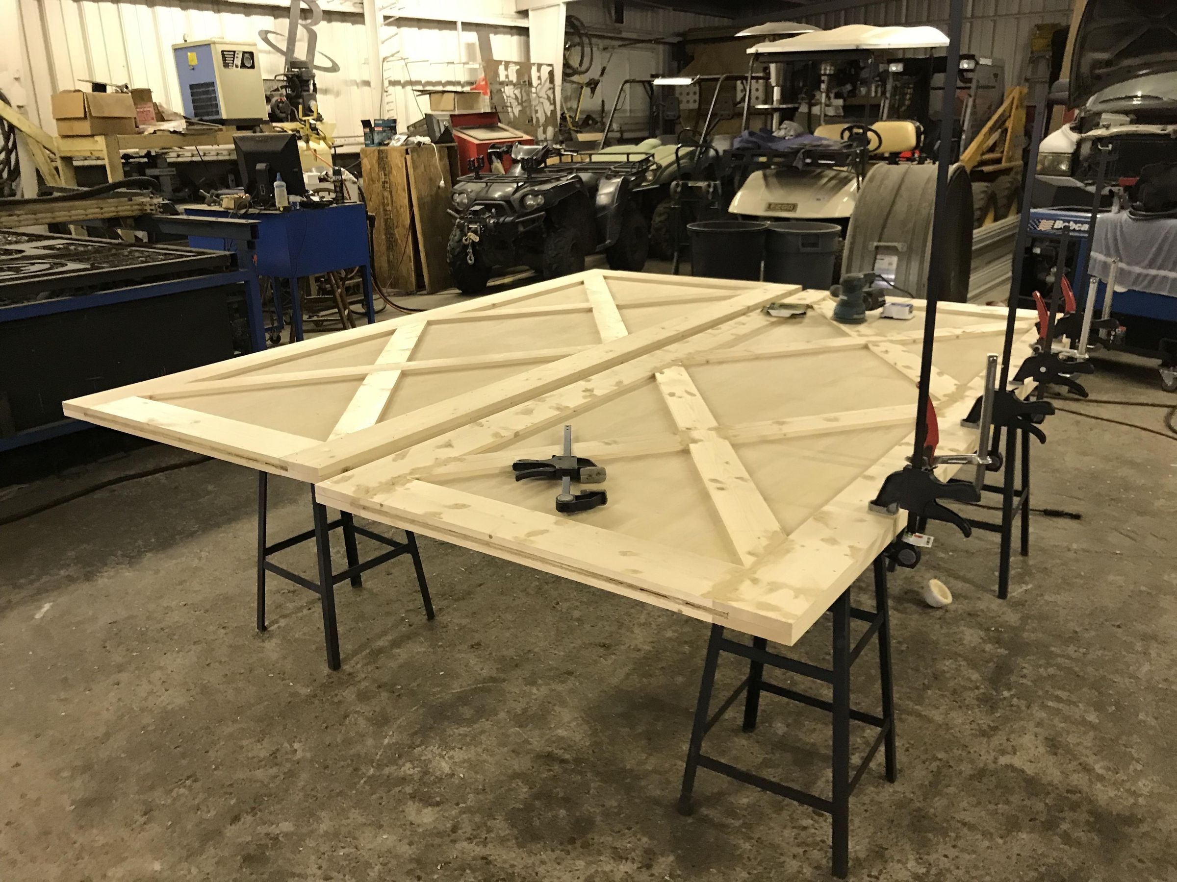 Sliding Barn Doors : 7 Steps (with Pictures) - Instructables