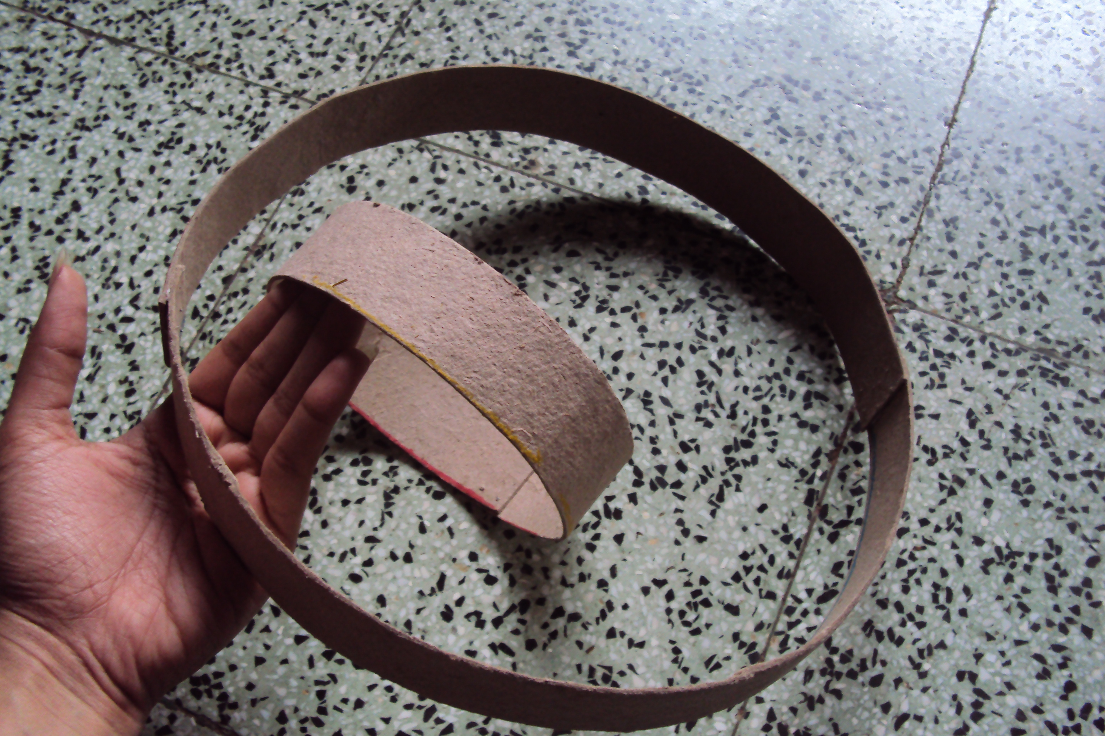 CARDBOARD ROTATING CENTERPIECE : 13 Steps (with Pictures) - Instructables