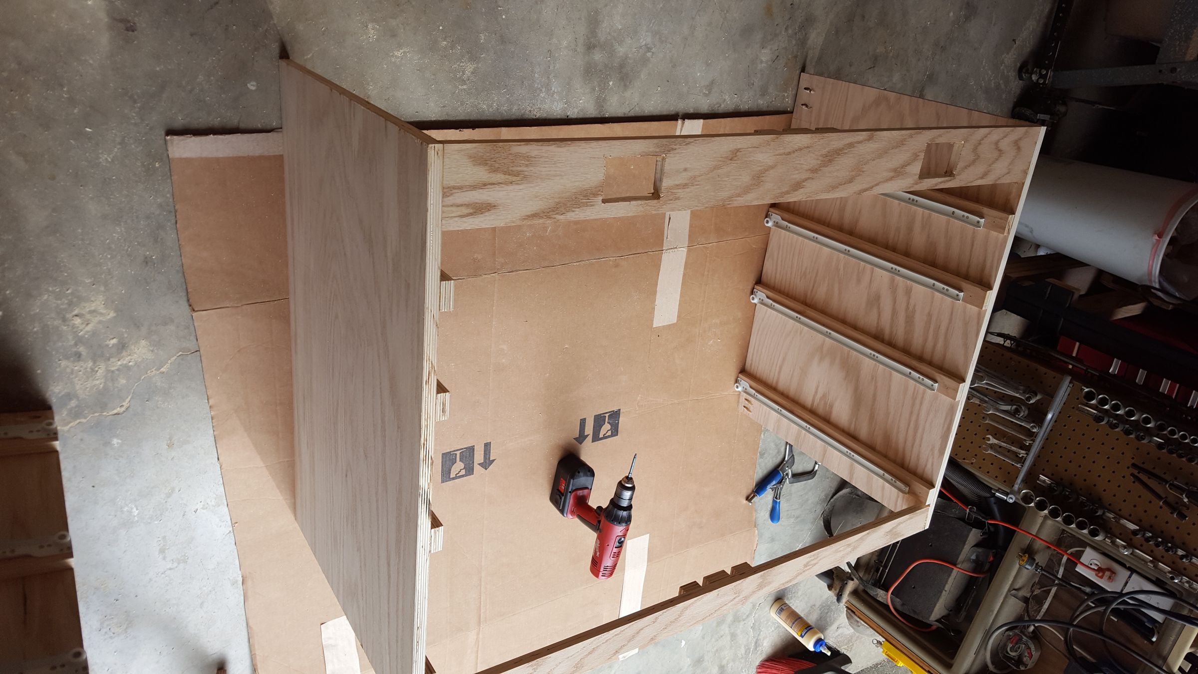 Workbench With Drawers, Power, and Wood Vise : 15 Steps (with Pictures ...