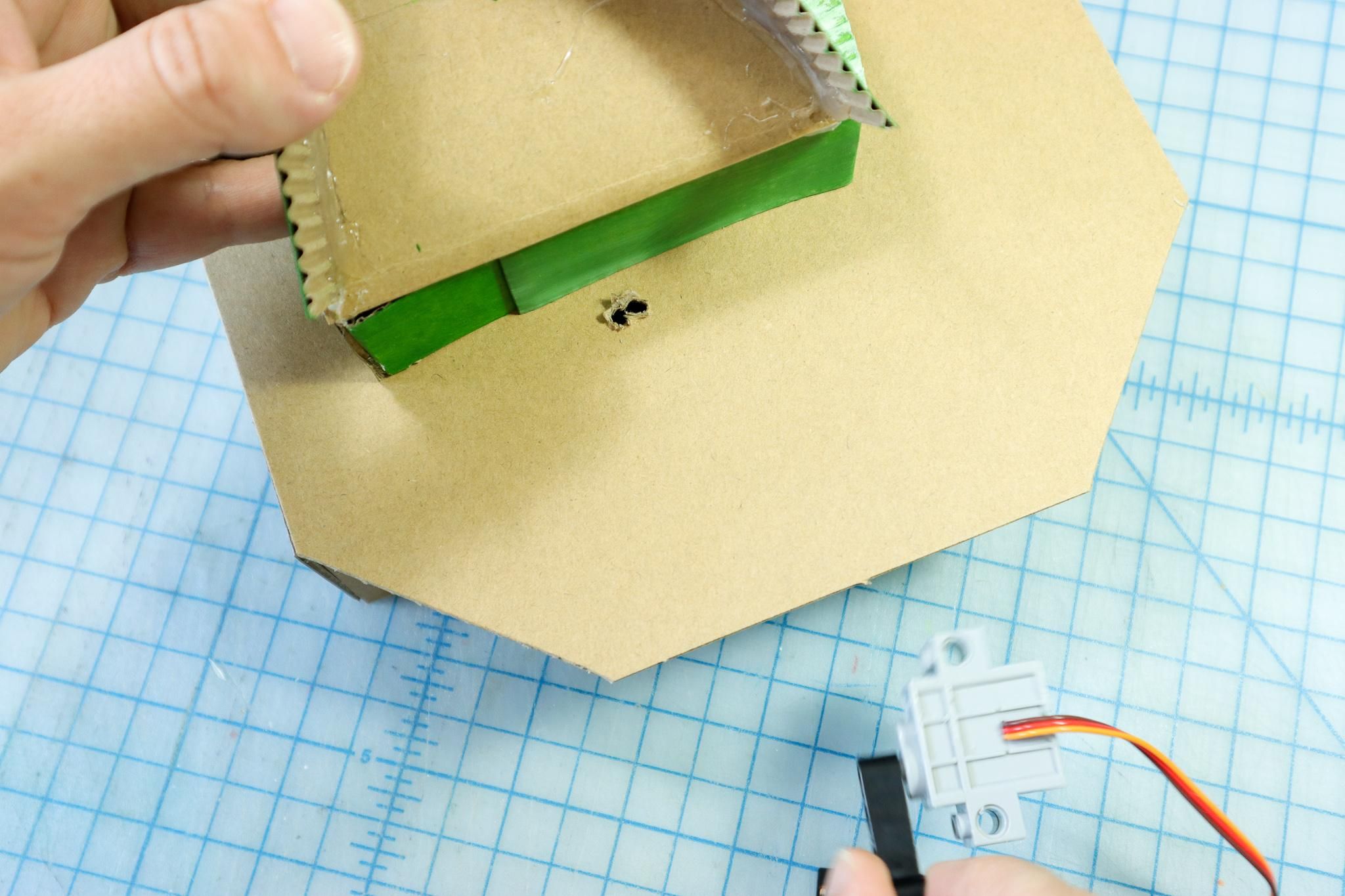 DIY Singing Fish - Bobby the Bass : 20 Steps (with Pictures ...