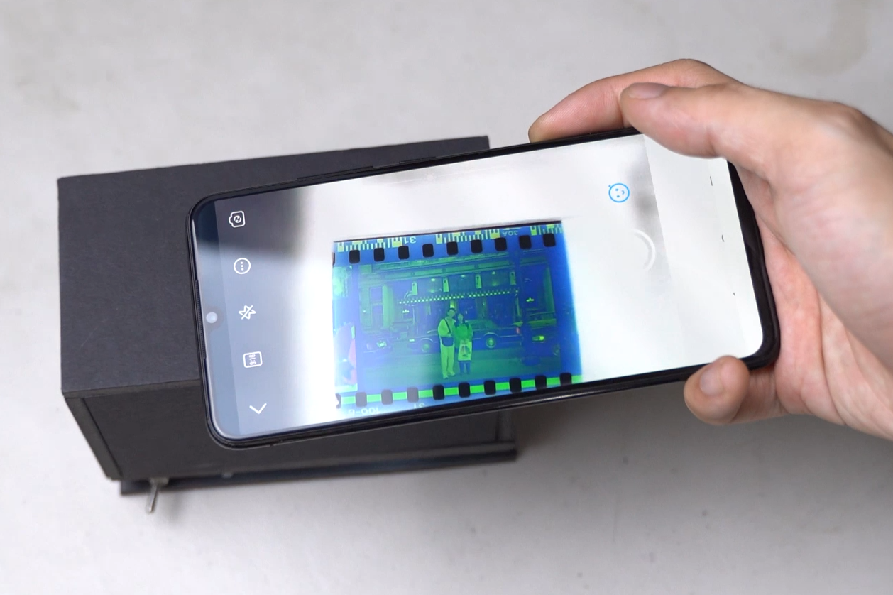 DIY Cardboard Smartphone Film Scanner : 19 Steps (with Pictures ...