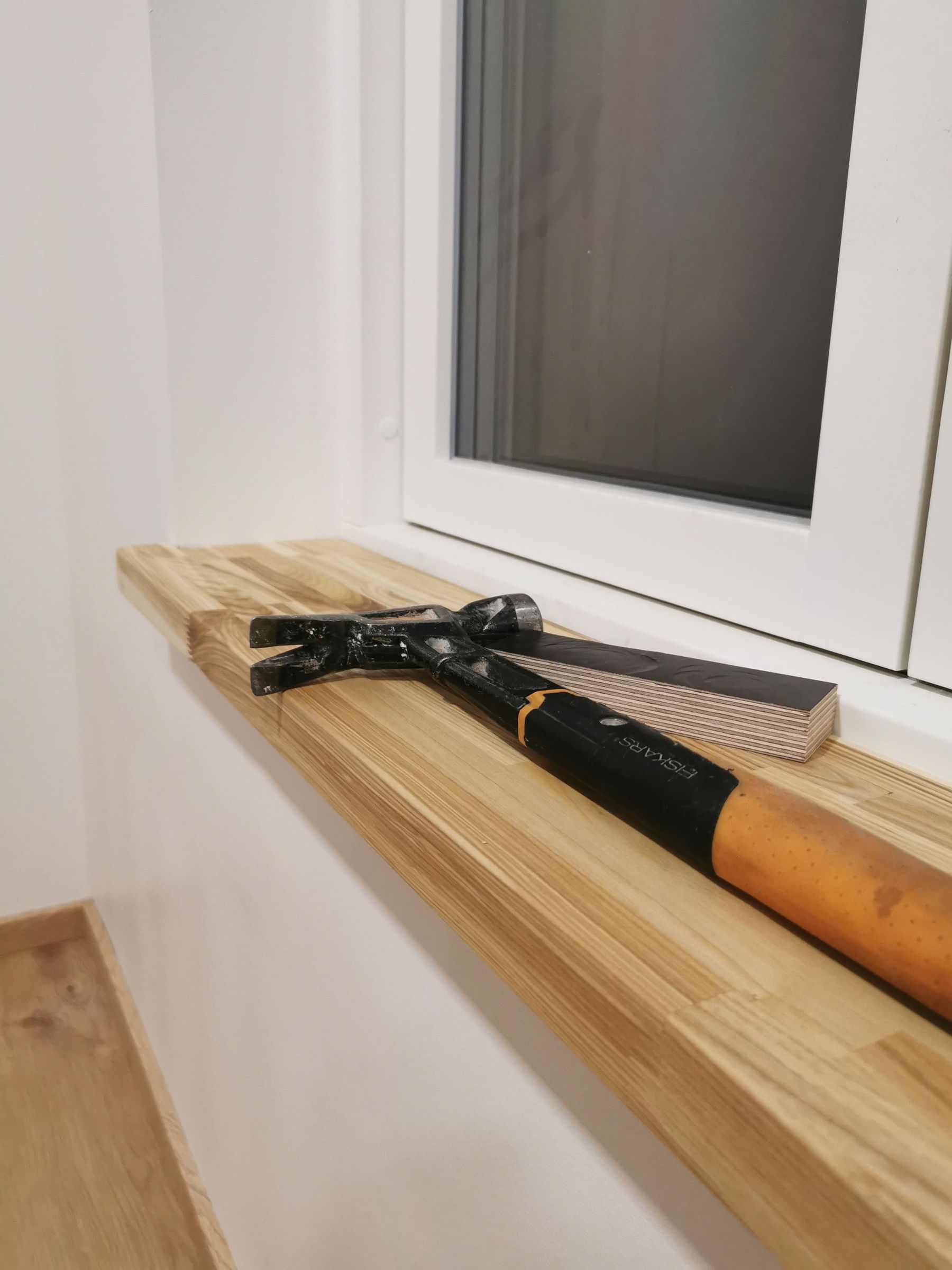 Wooden Window Sill : 7 Steps (with Pictures) - Instructables