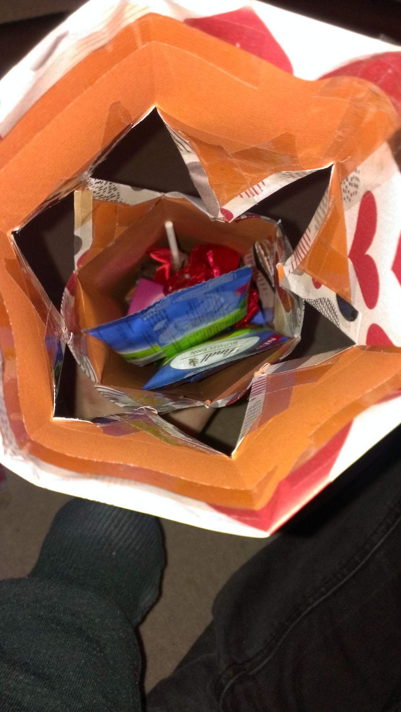 Giant Christmas Cracker : 9 Steps - Instructables