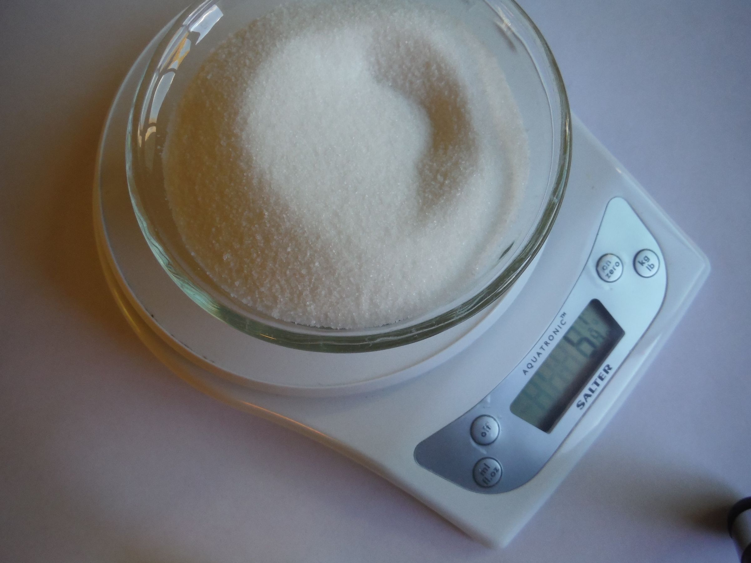 How to Make (edible) Creepy Things Encapsulated in Gelatin : 10 Steps ...