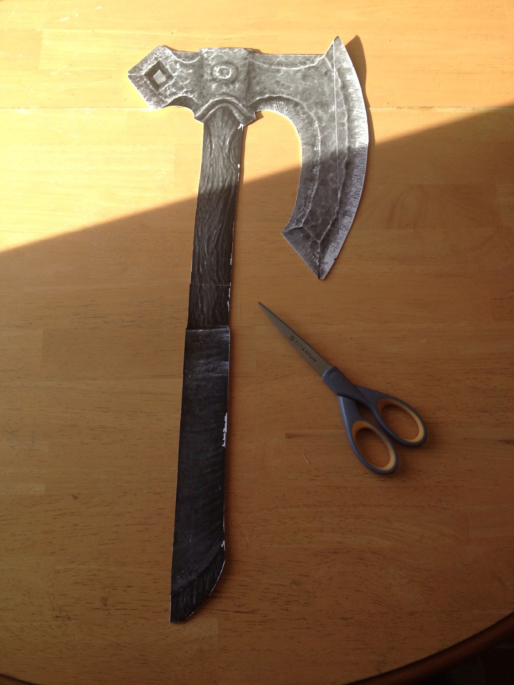 Skyrim Wood Carved Weapons : 5 Steps (with Pictures) - Instructables