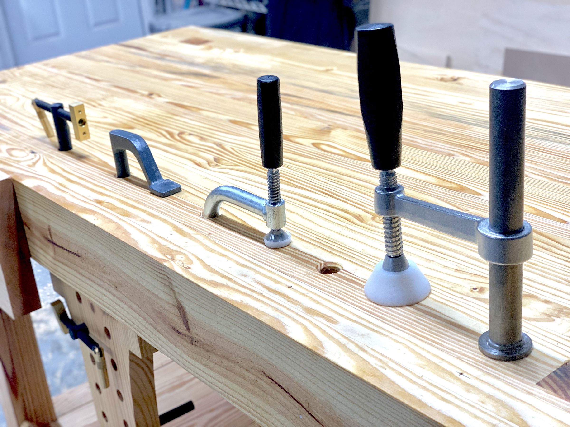 Where to Place Your Bench Dogs : 6 Steps (with Pictures) - Instructables