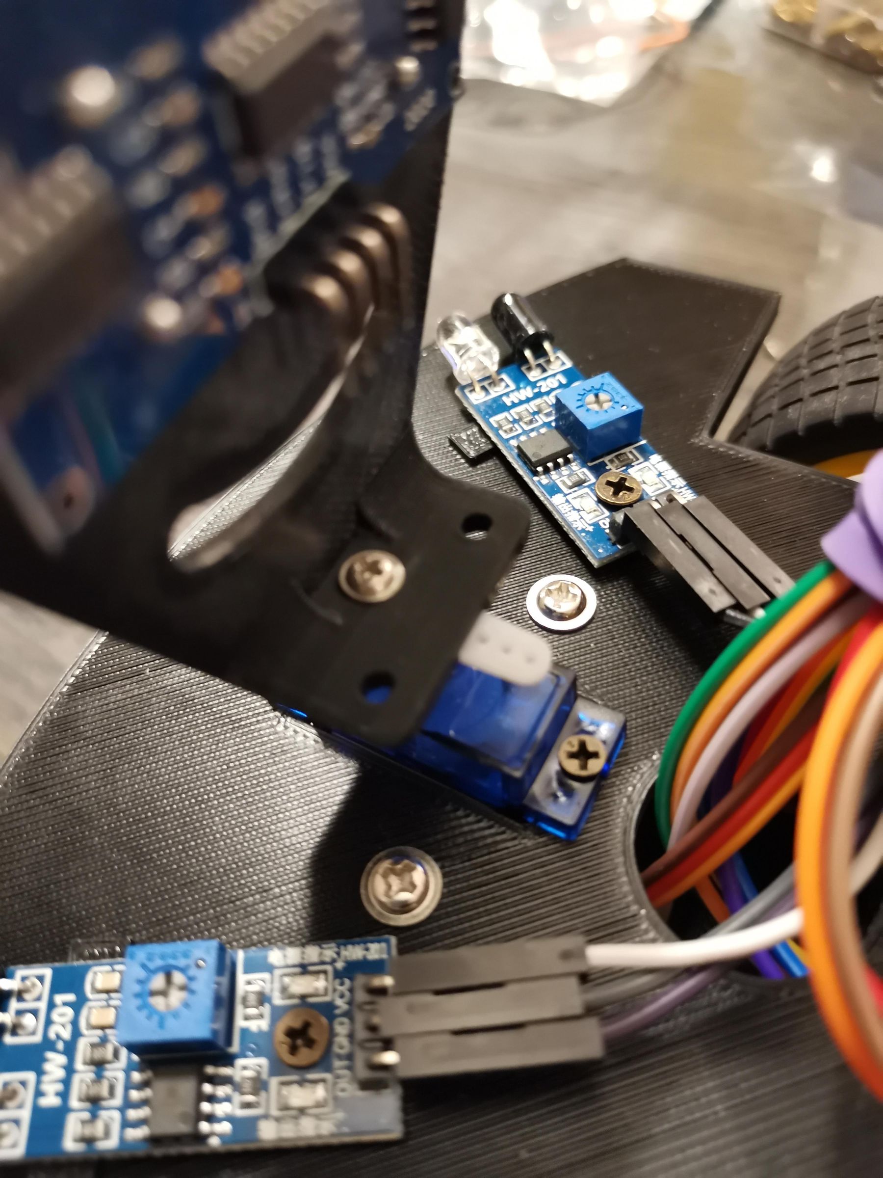 Arduino ESP32 All in One Robot (Obstacle Avoiding, Line Tracking ...