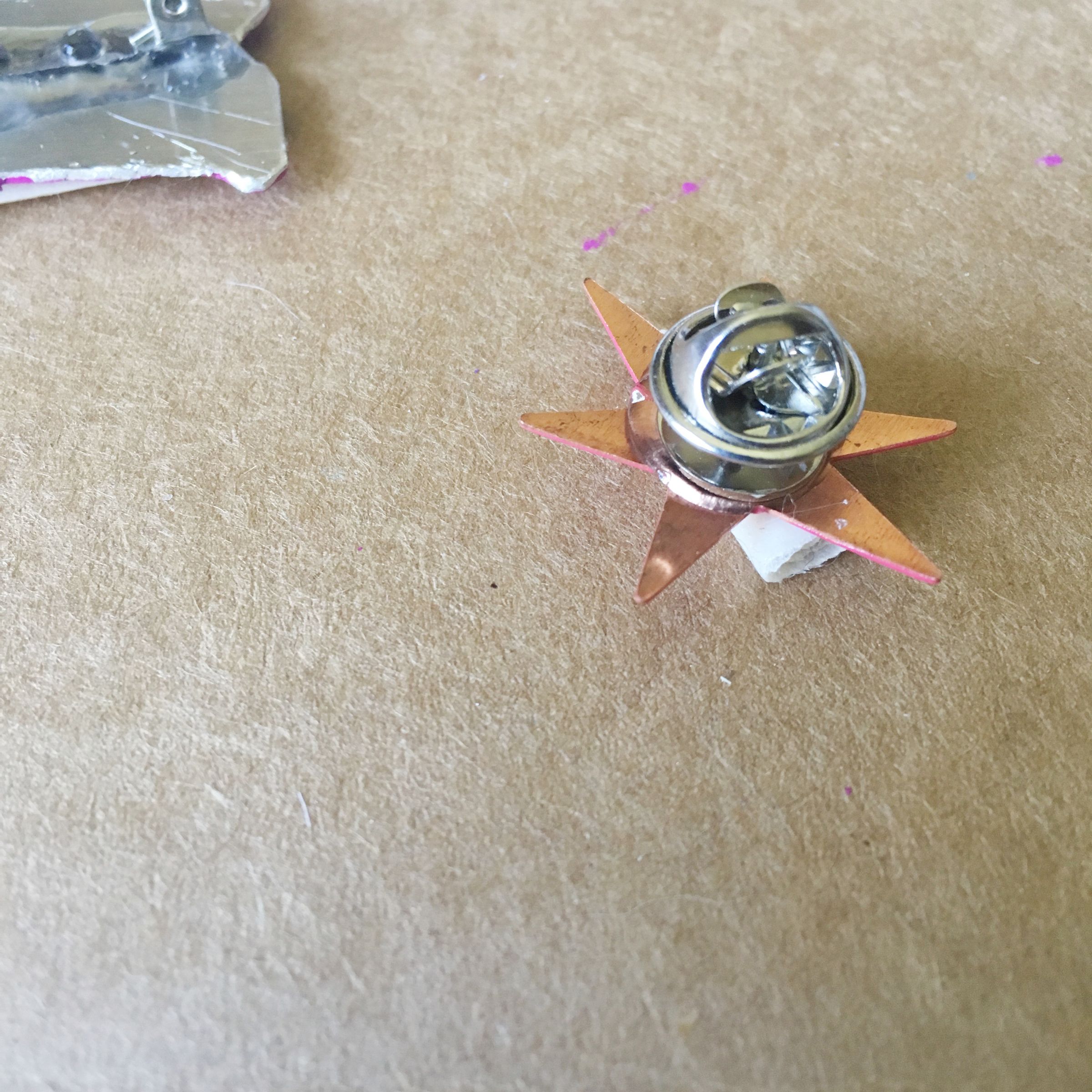 Faux Enamel Pins : 5 Steps (with Pictures) - Instructables