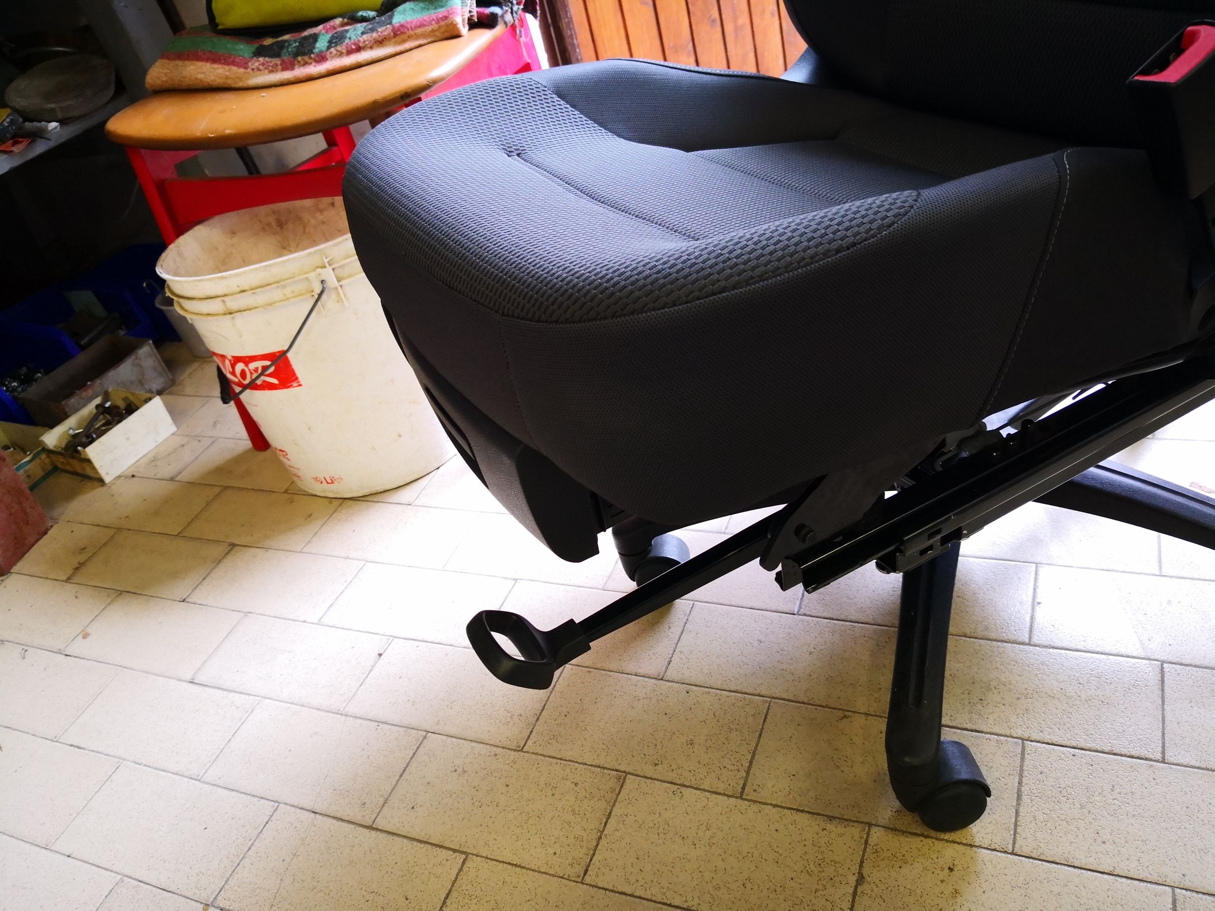 Convert a Car Seat Into the Coolest Office Chair Ever : 10 Steps (with ...