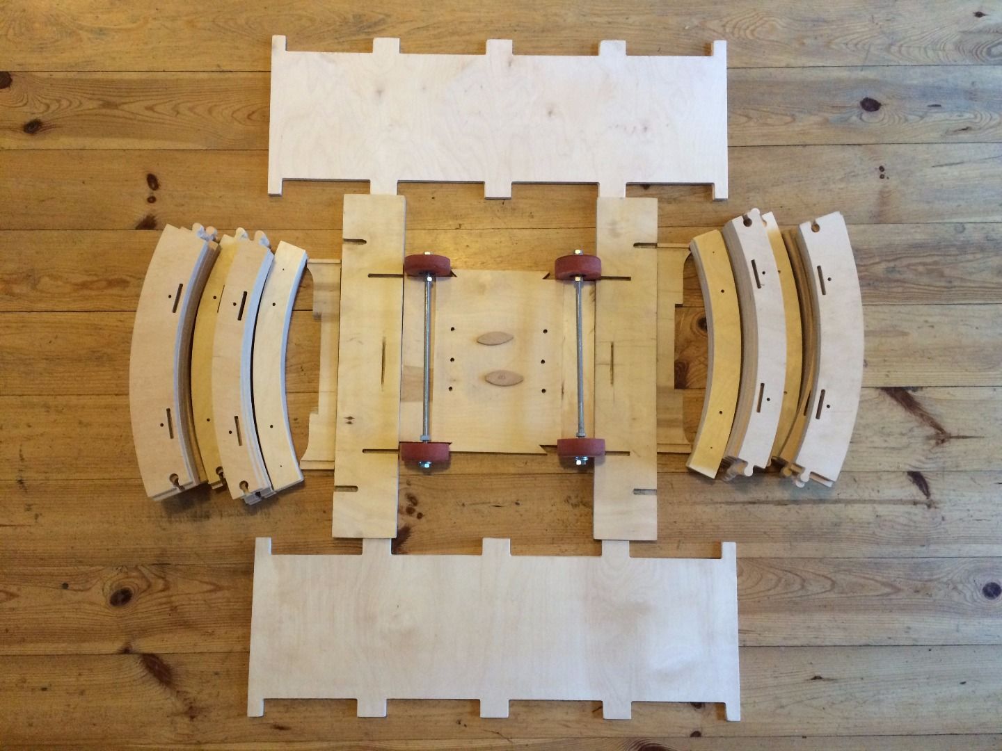 Kuna Puzzle Wheel: How to Assemble a Modular Plywood Pet Training ...
