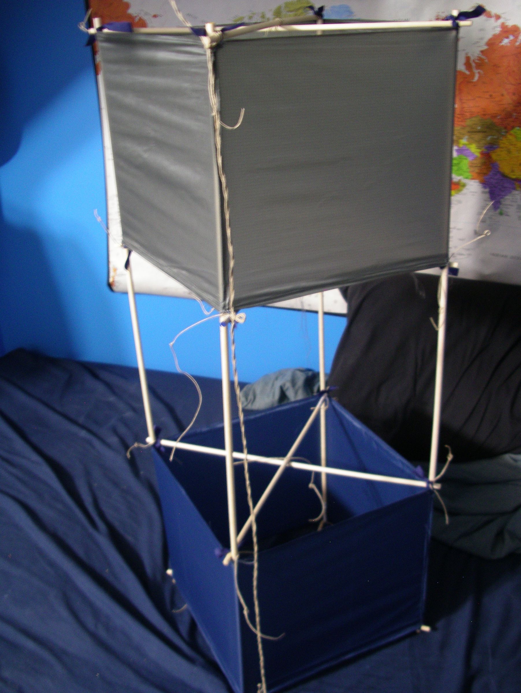 The Box Kite : 5 Steps - Instructables