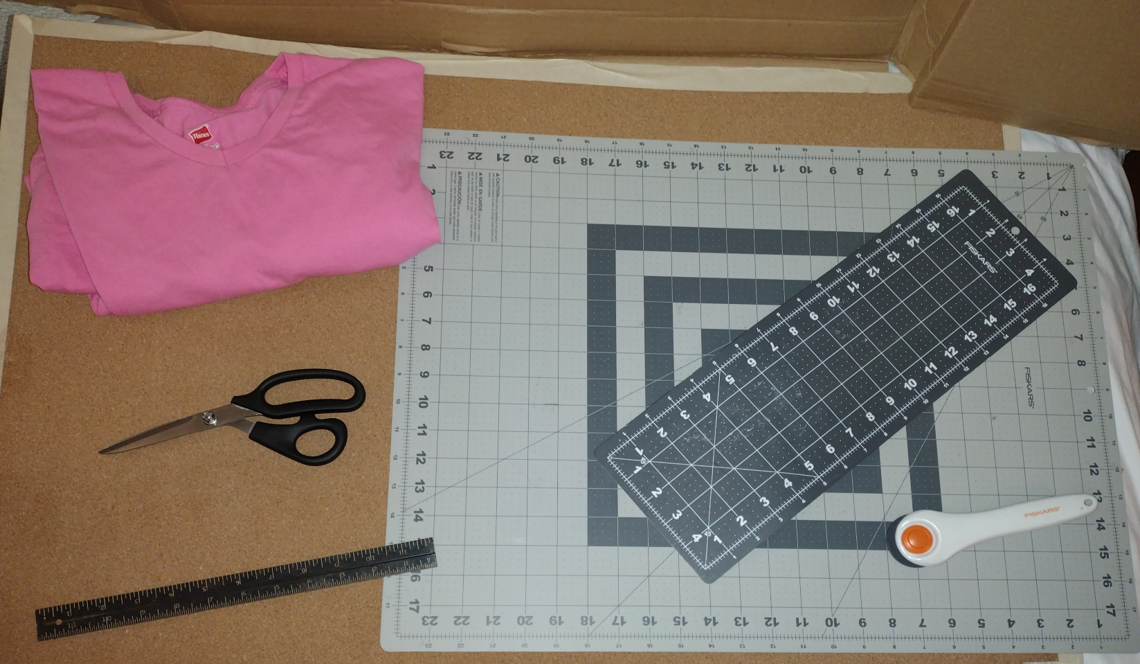 How to Make Rope Out of an Old T-Shirt : 7 Steps (with Pictures ...