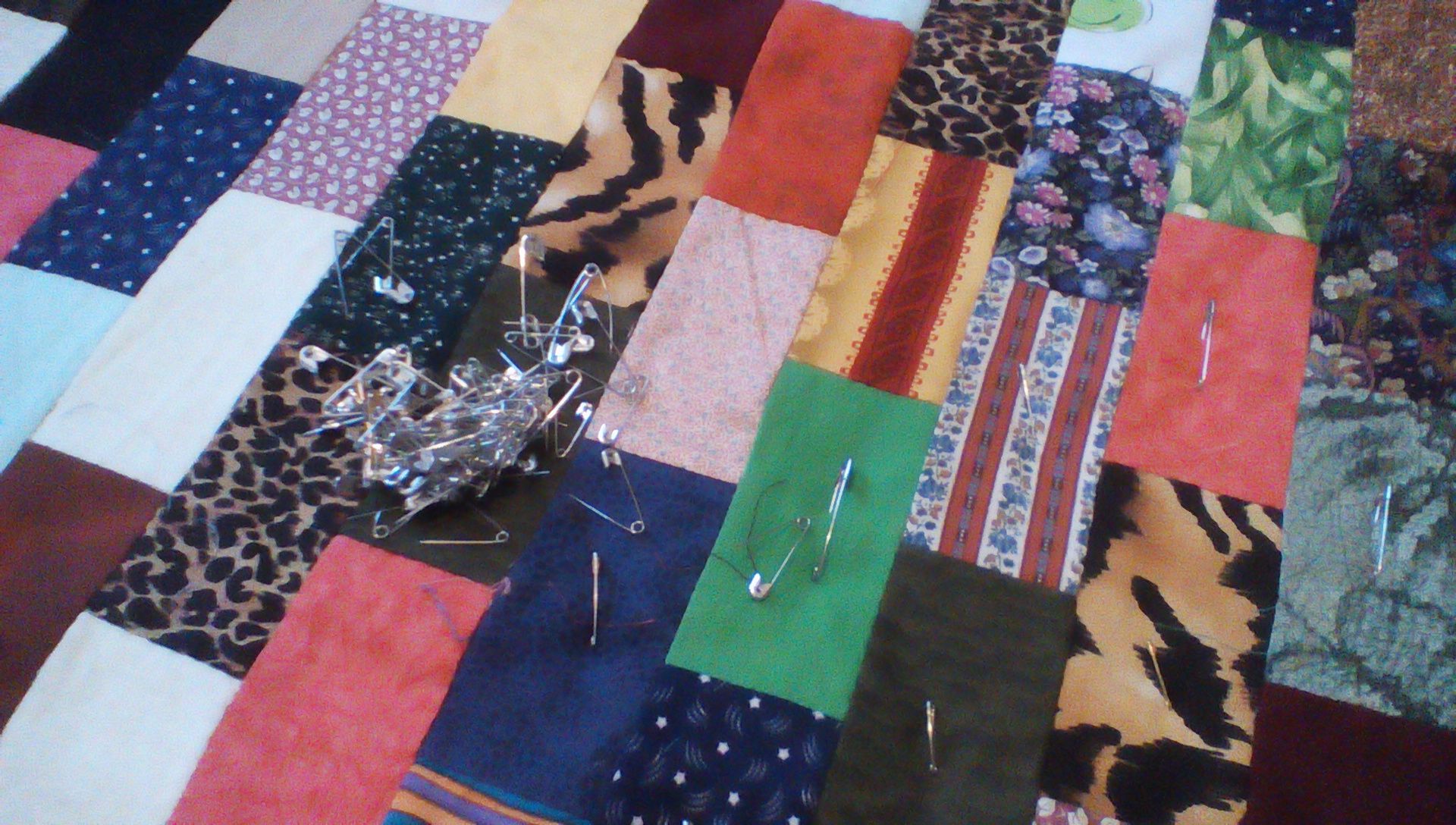 World's Easiest Beginner Quilt (Brick Wall Quilt) : 6 Steps (with ...