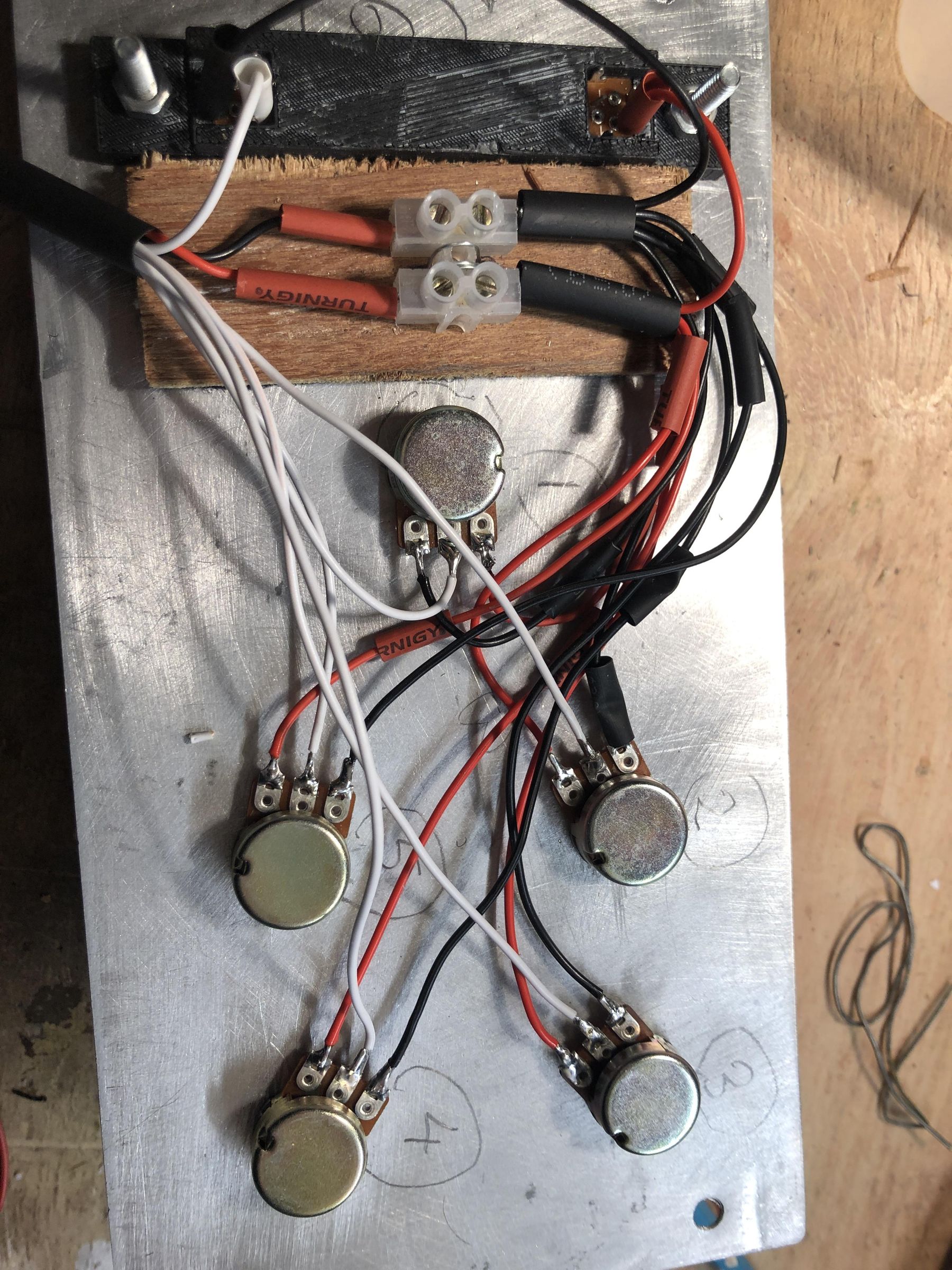 Photoresistor Arduino Midi Theremin : 5 Steps (with Pictures) - Instructables