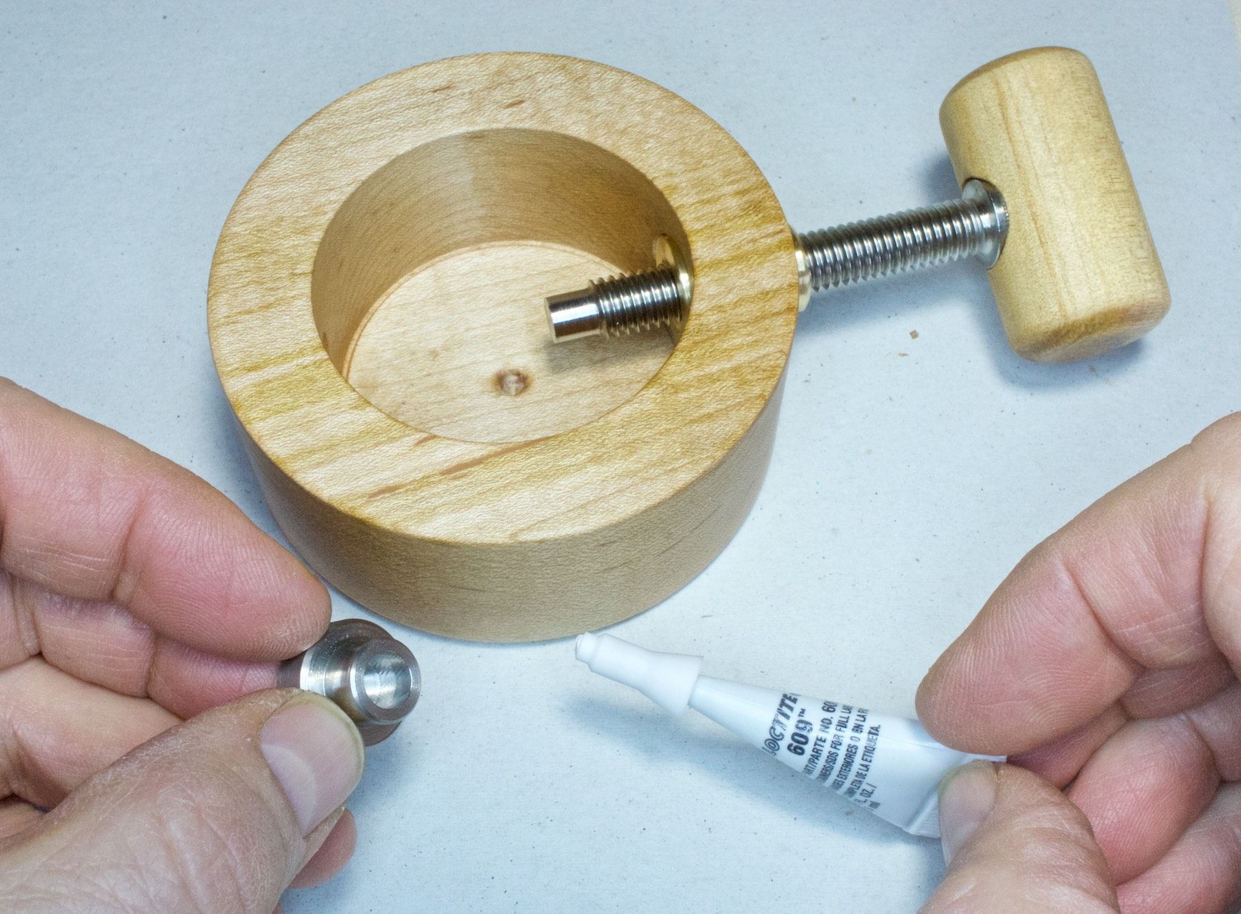 Big Screw Nutcracker : 8 Steps (with Pictures) - Instructables