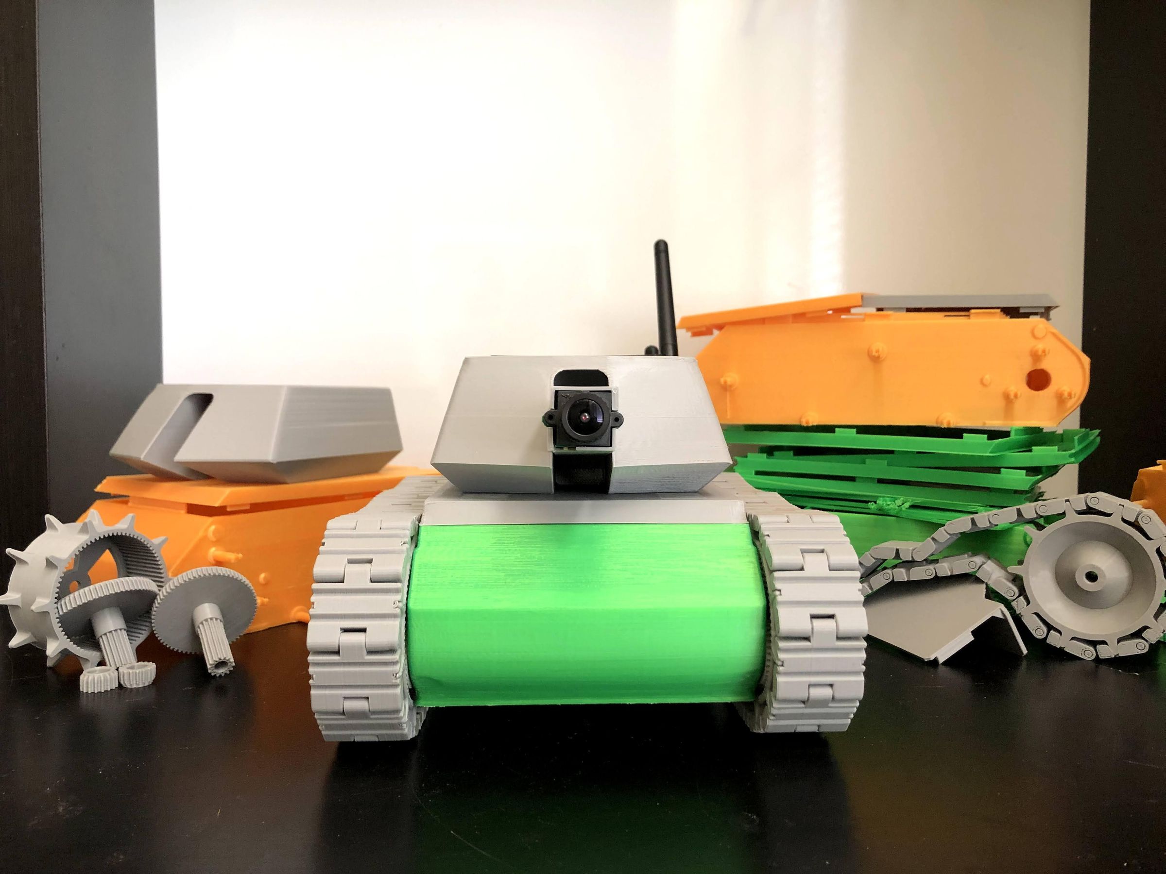 3D Printed FPV Arduino RC Tank With Controller : 4 Steps (with Pictures ...