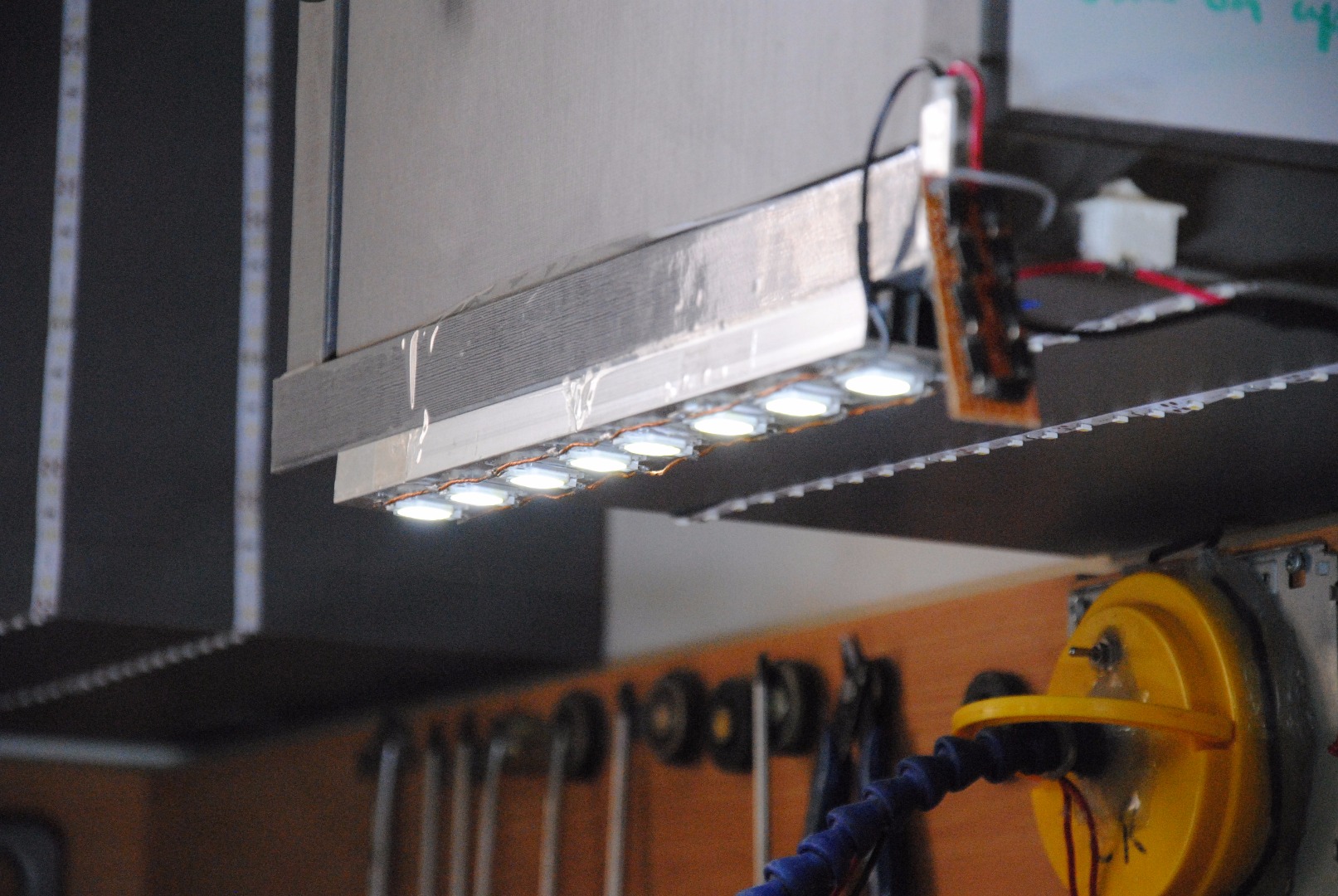 Make Your Own Dimmable LED Workshop Lighting! : 11 Steps (with Pictures ...
