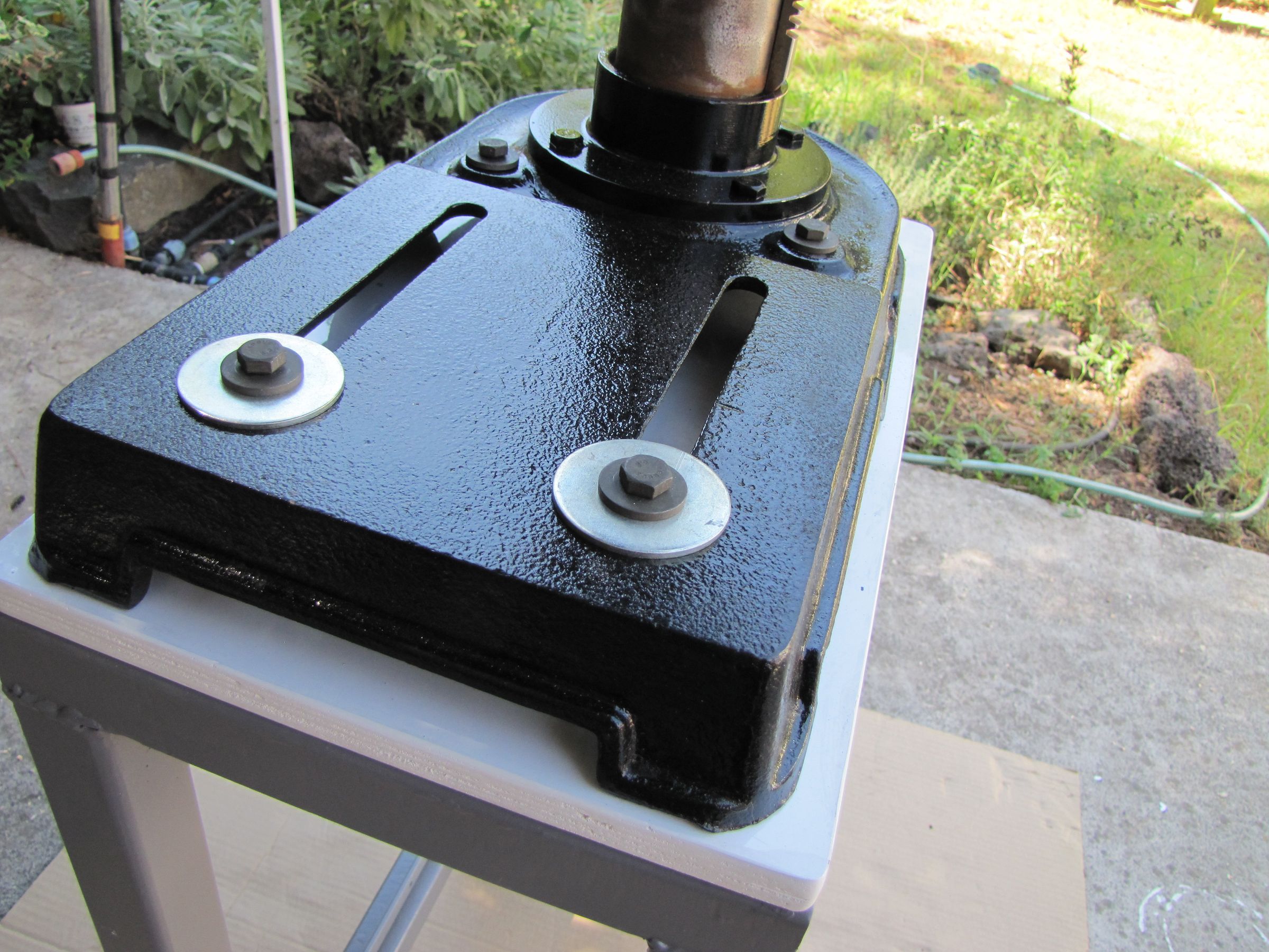 How to Make a Drill Press Stand With Storage Space From Recycled ...