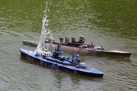 How to Build and Arm a Scale Model Battleship From Scratch : 27 Steps ...