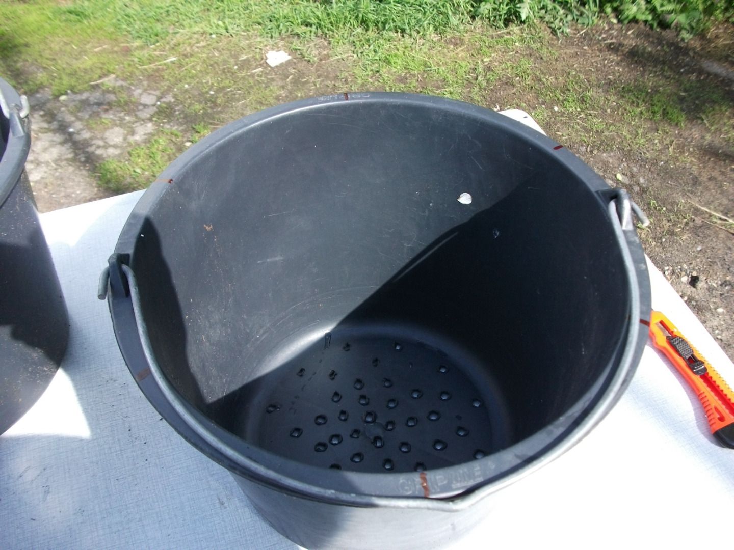 Growing Potatoes in Buckets : 4 Steps (with Pictures) - Instructables