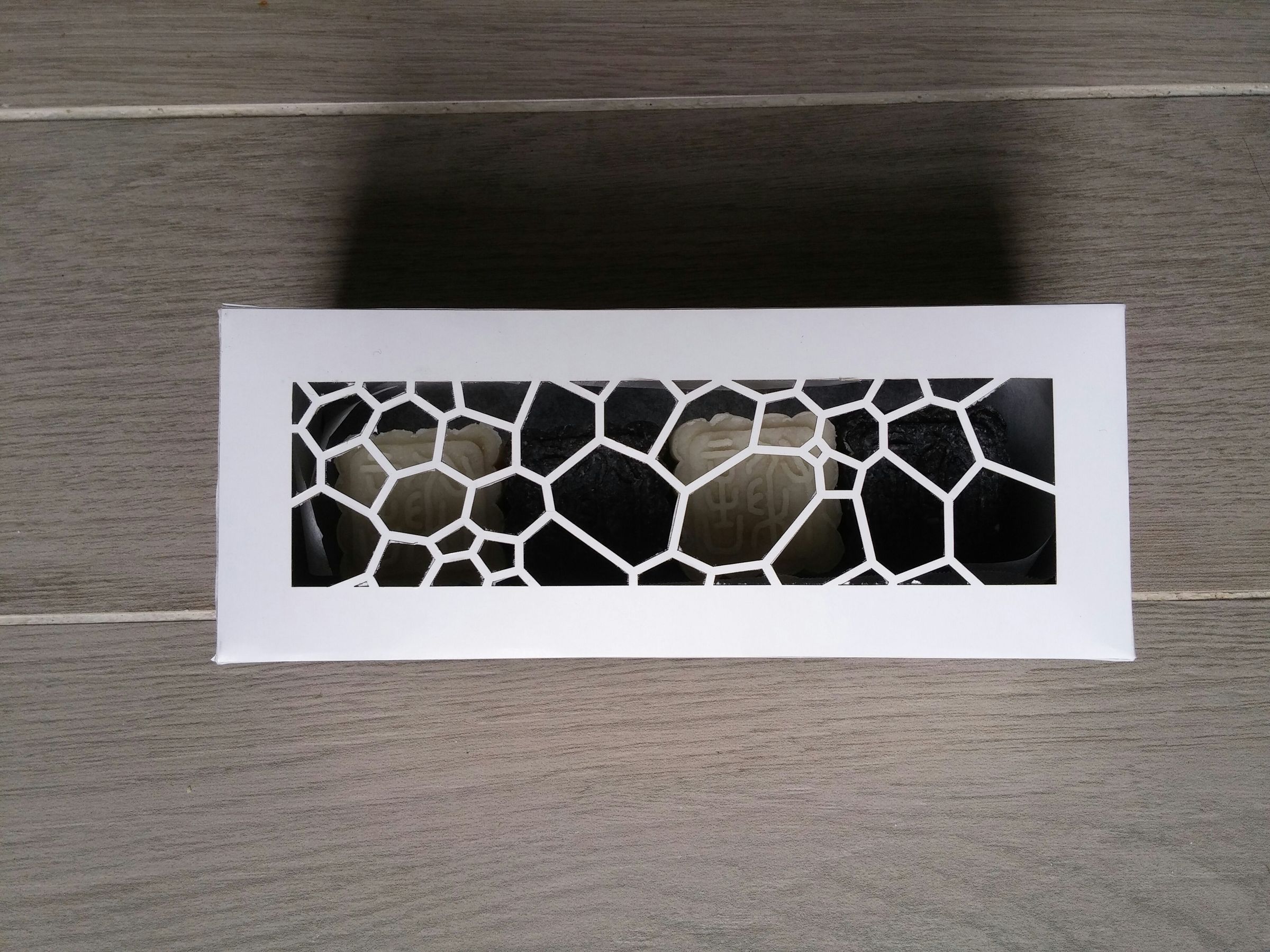 Laser-cut Cardboard Gift Box With Template : 4 Steps (with Pictures ...