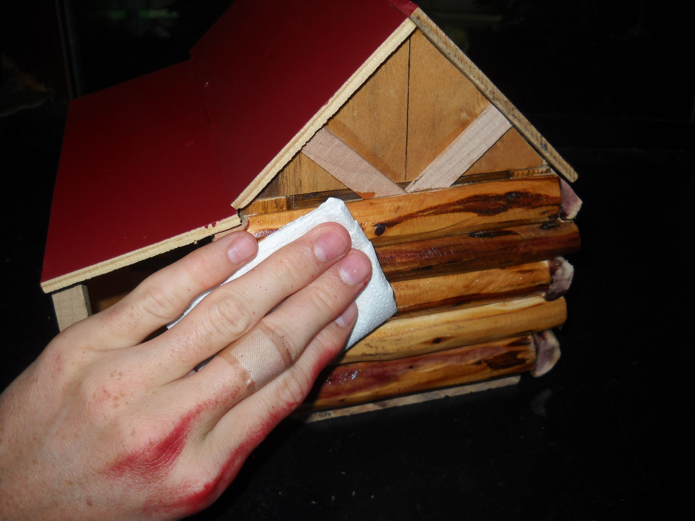 Log Cabin Bird House : 12 Steps (with Pictures) - Instructables