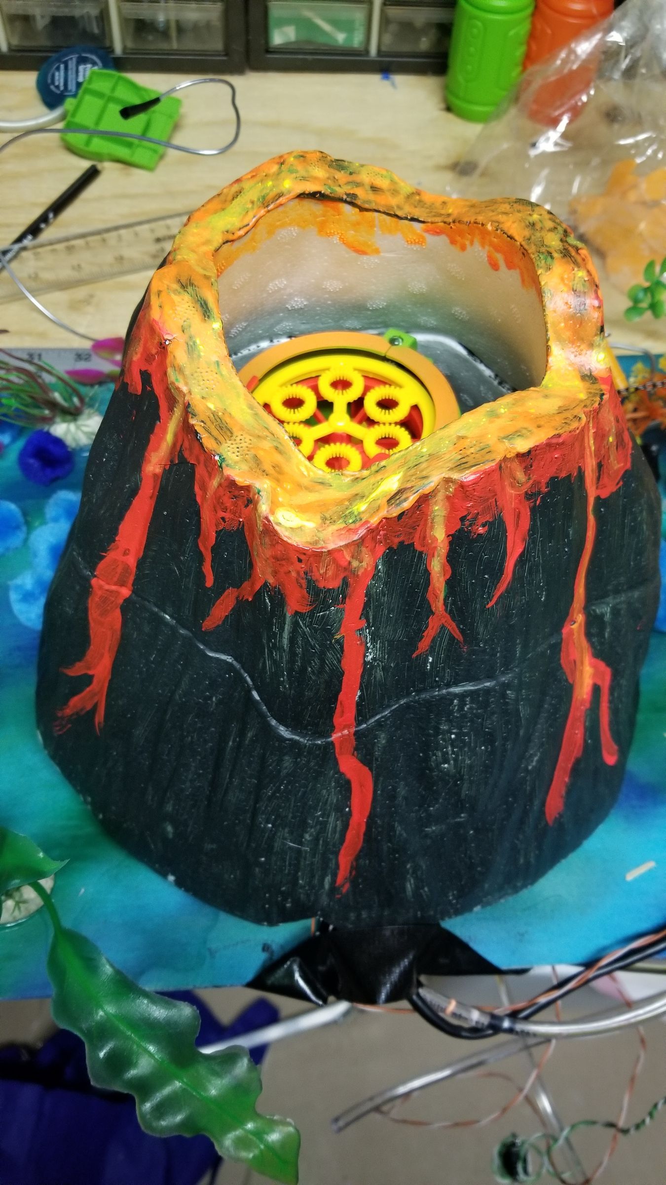 “Finding Nemo” Mobile Aquarium With Bubble Volcano & LEDs : 33 Steps ...