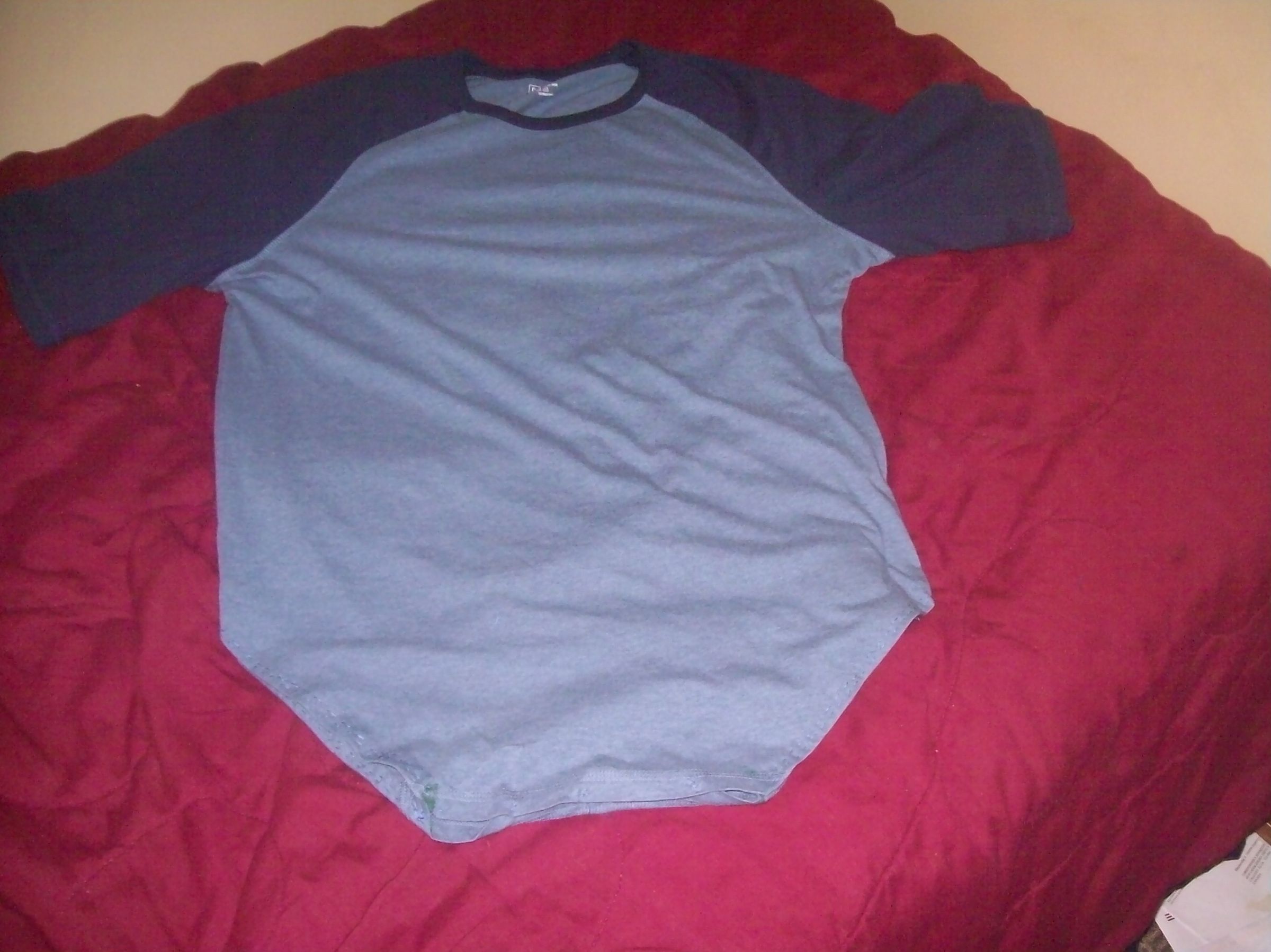 Adult Onesie From a T-Shirt : 11 Steps - Instructables