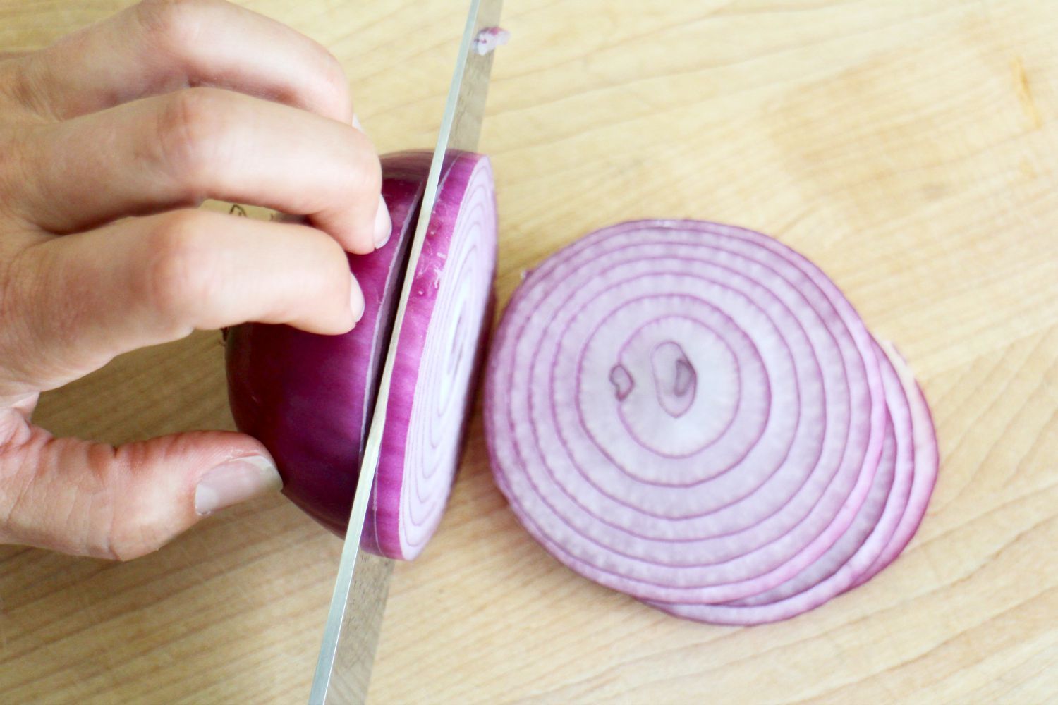 How to Take the Bite Out of Onions : 3 Steps (with Pictures ...