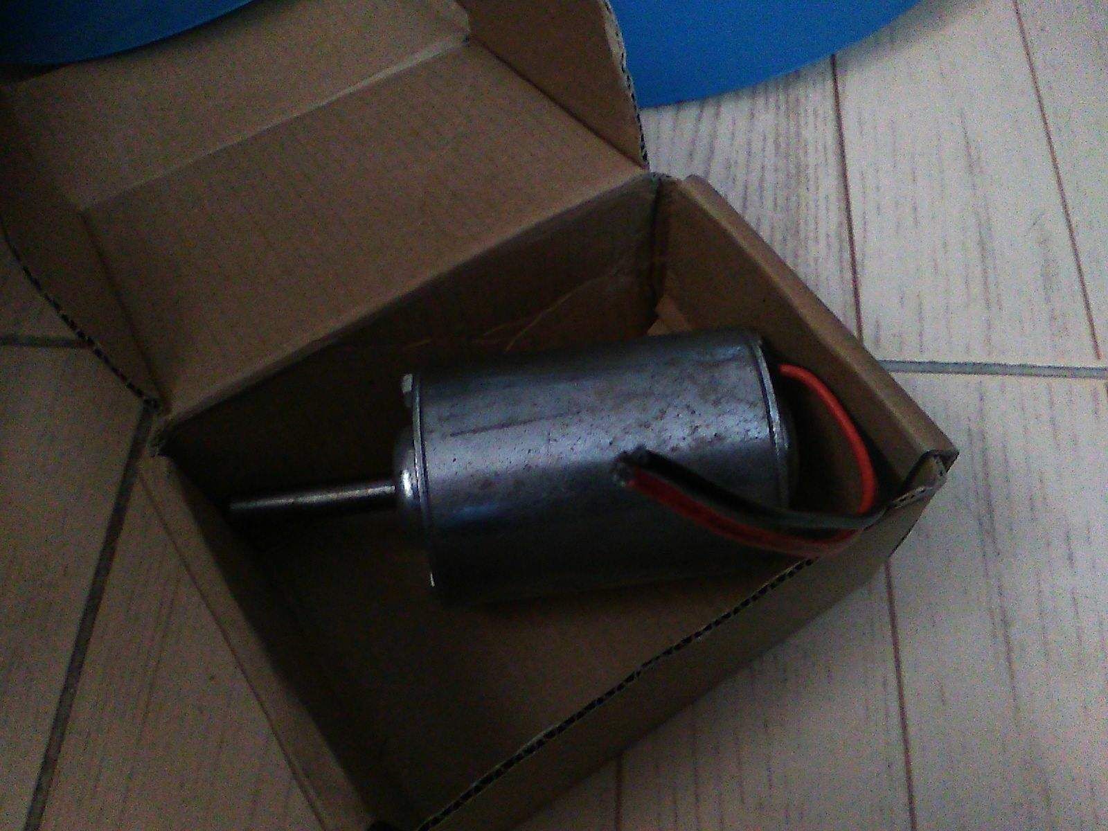 TurbineOne V2 : Super Simple Wind Turbine You Can Make Now : 5 Steps ...