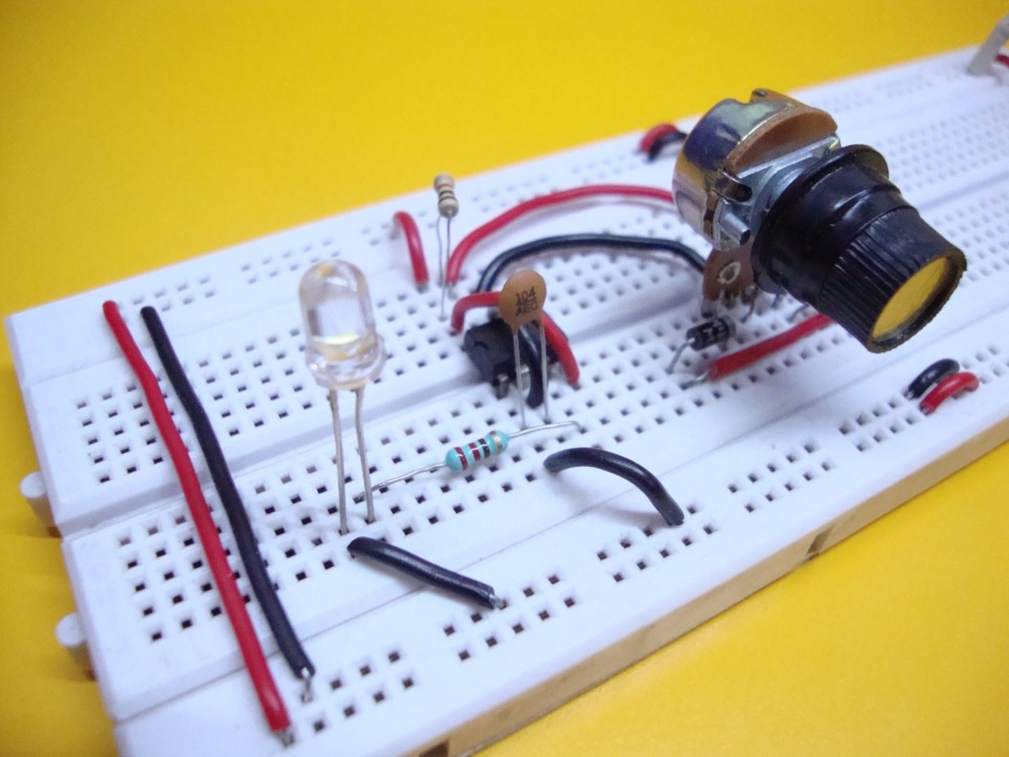 10 Breadboard Projects for Beginners : 17 Steps (with Pictures ...