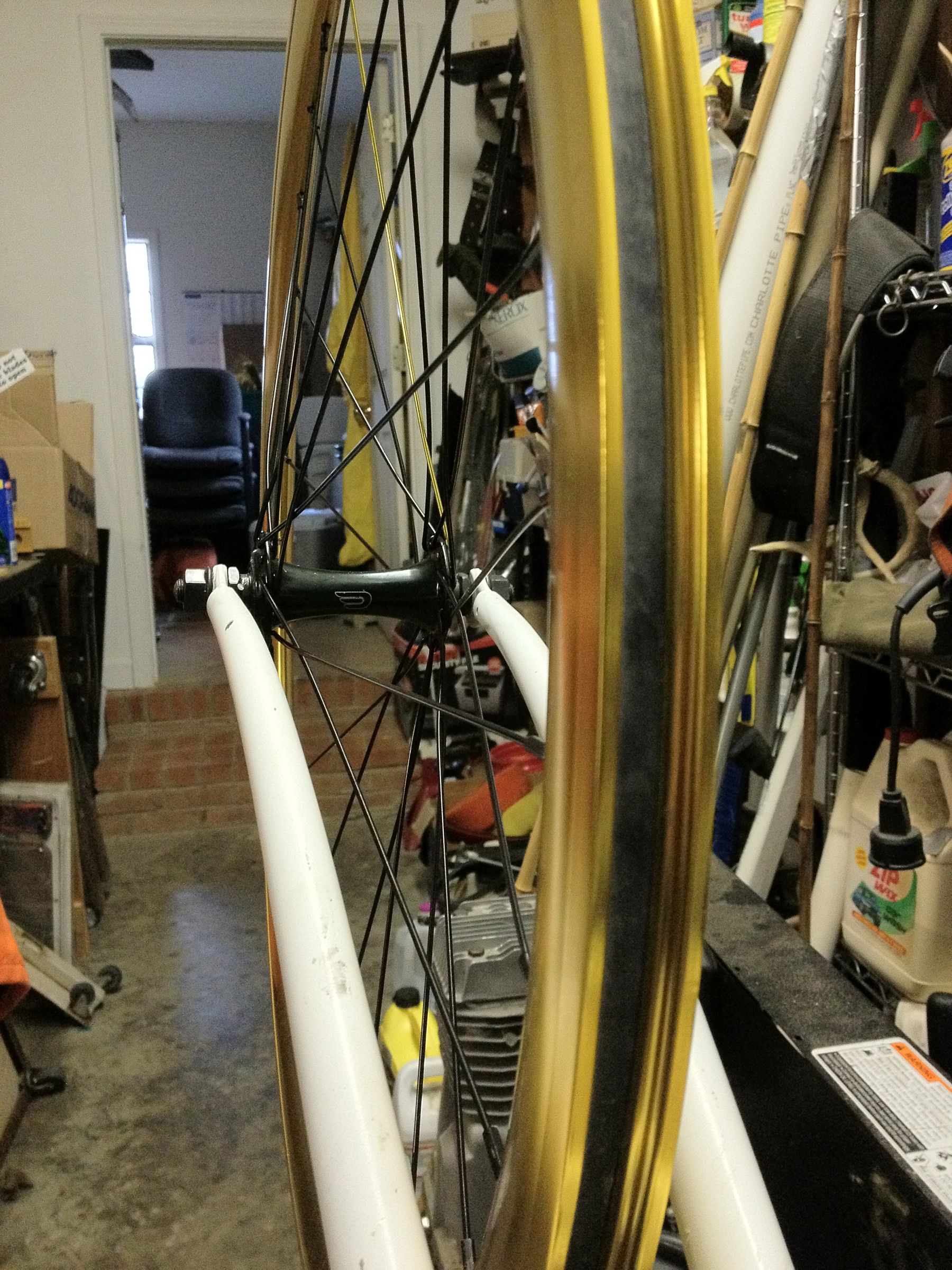 Restore and Transform an Old Bike Into a Sleek Fixie : 6 Steps (with ...