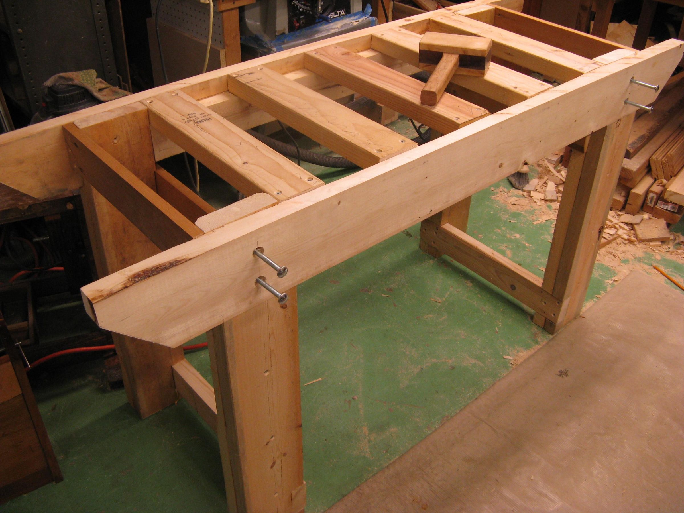 English-style Joinery Workbench : 8 Steps (with Pictures) - Instructables