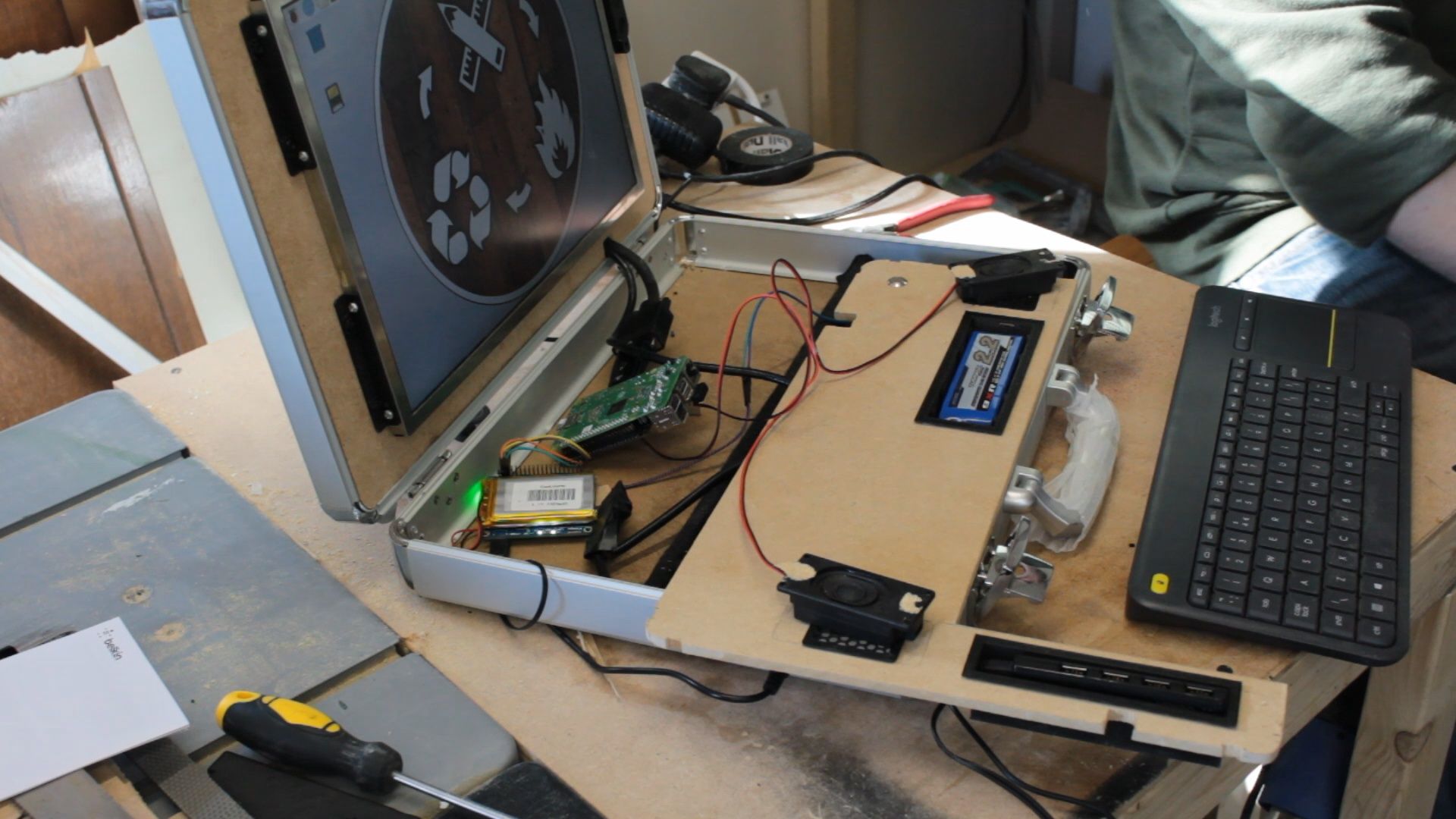 Briefcase Computer With Raspberry Pi : 13 Steps - Instructables