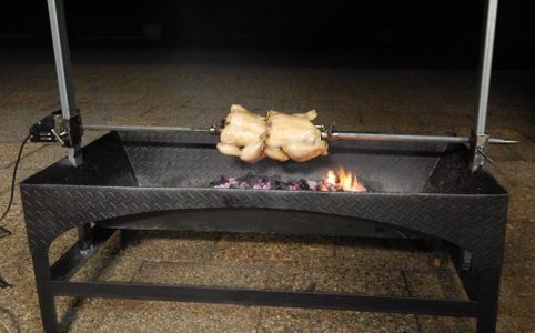 Make a Spit for Roasting Whole Pigs : 8 Steps (with Pictures ...