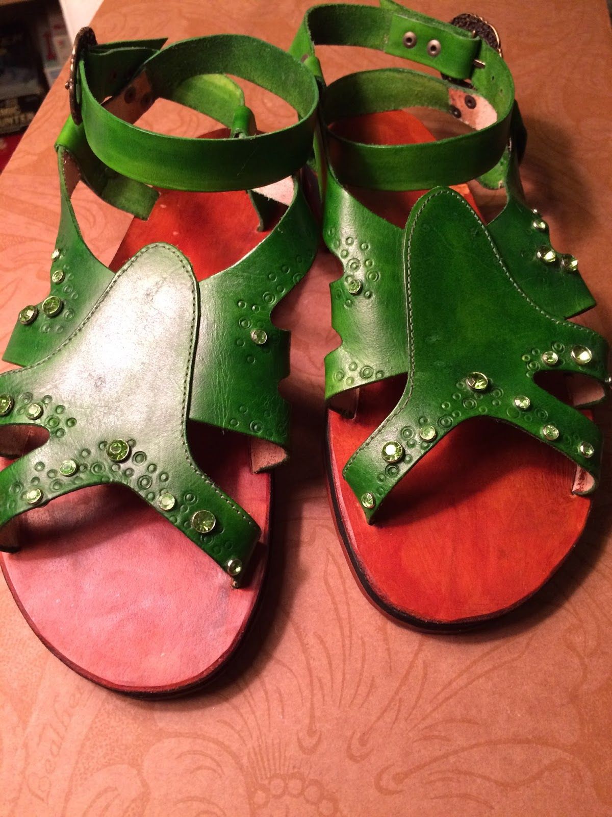 Leather Octopus Sandals : 28 Steps (with Pictures) - Instructables