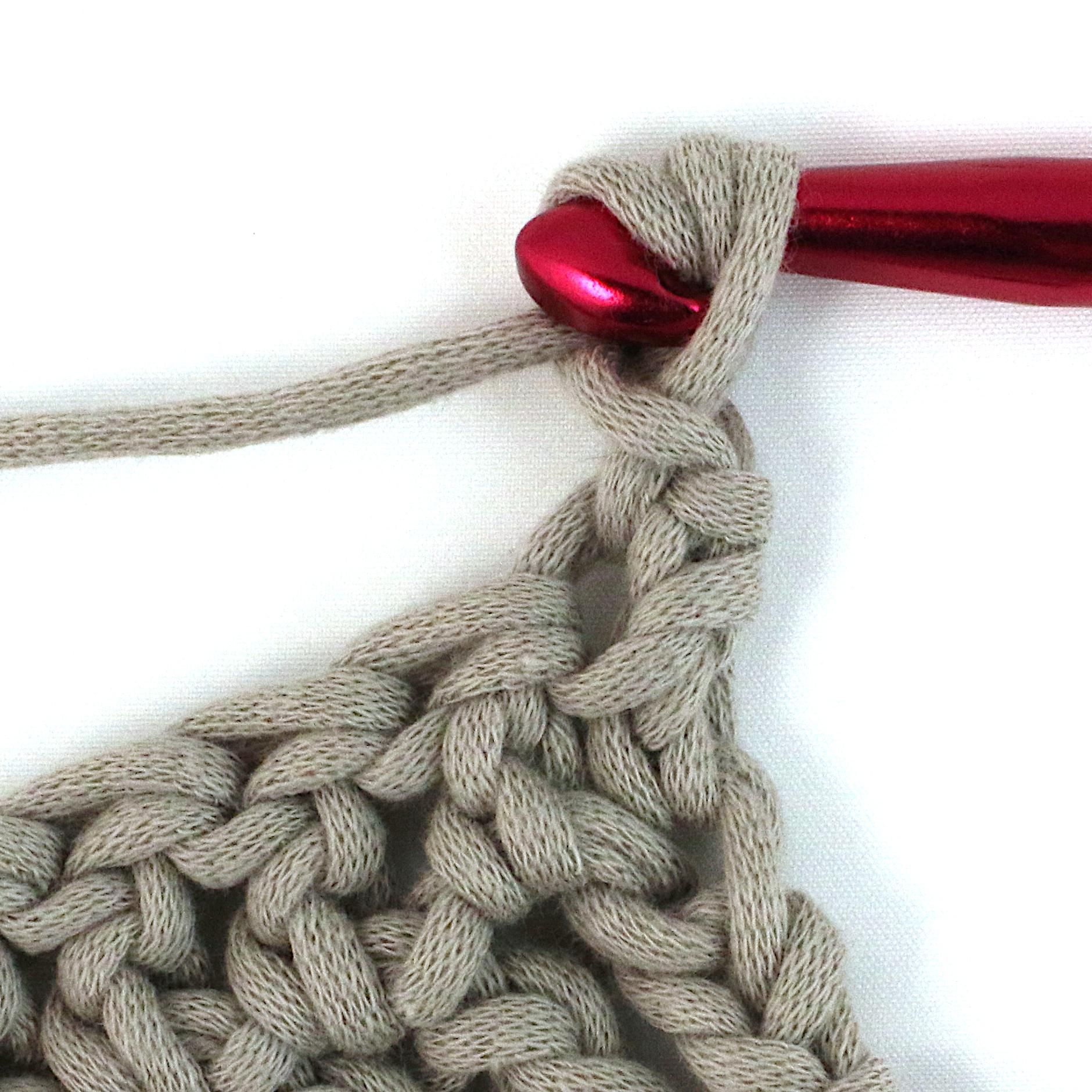Crochet Turning Chain Alternatives : 5 Steps (with Pictures ...